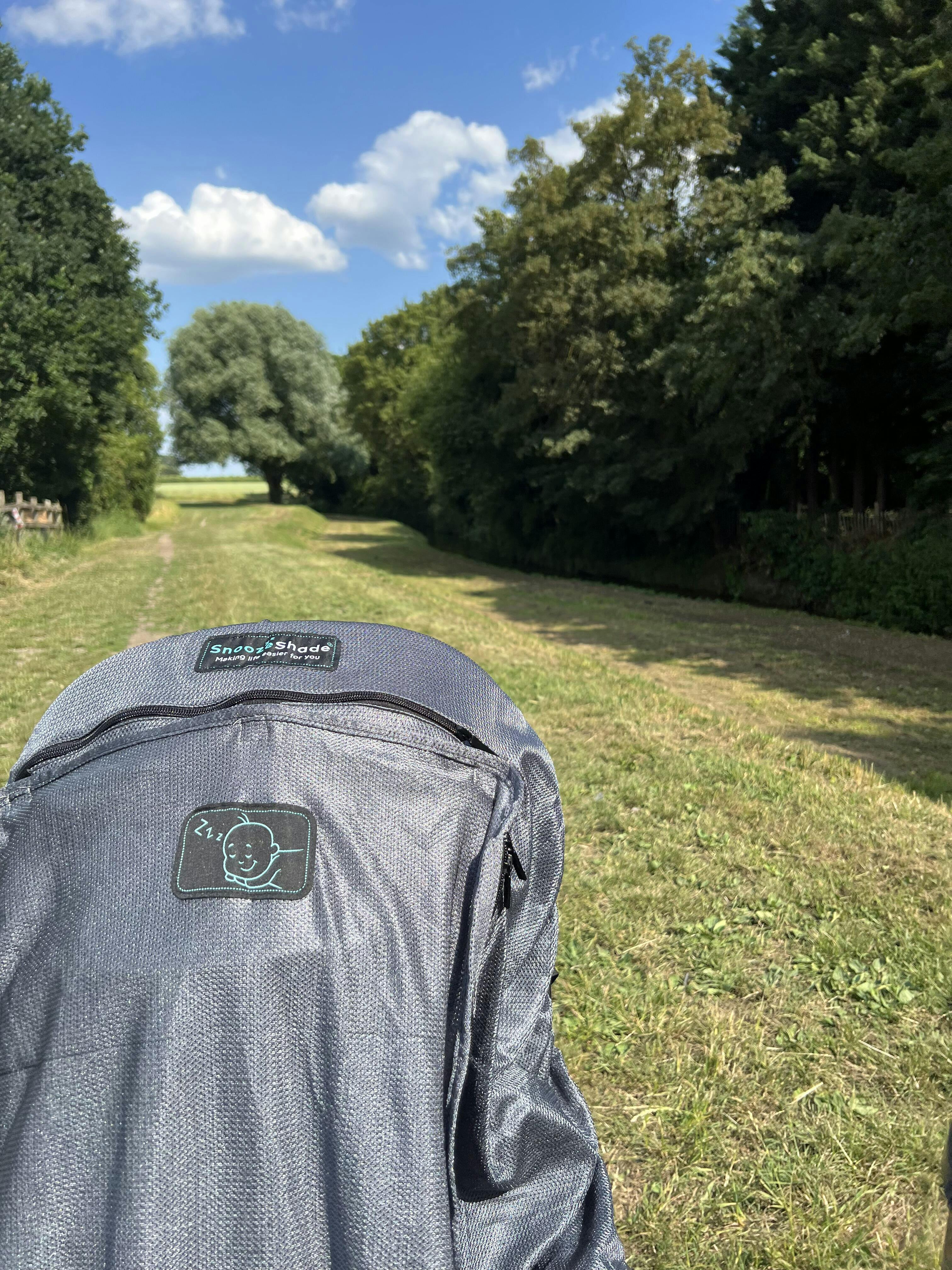 SnoozeShade Plus Deluxe (6m+) | Pushchair sun & sleep shade | SnoozeShade