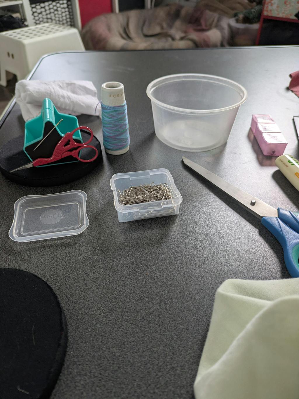 Mini Thread Cutter Caddy – Snuggly Monkey