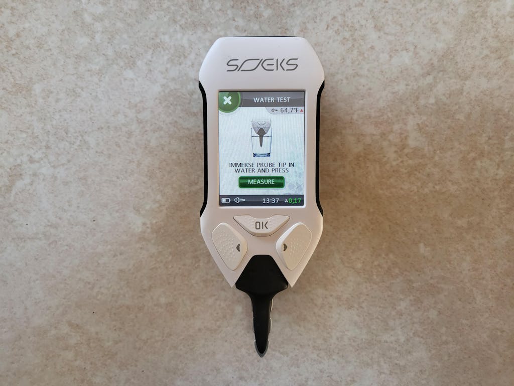 SOEKS ECOVISOR F4 Geiger Counter | Nuclear Dosimeter | EMF Meter ...