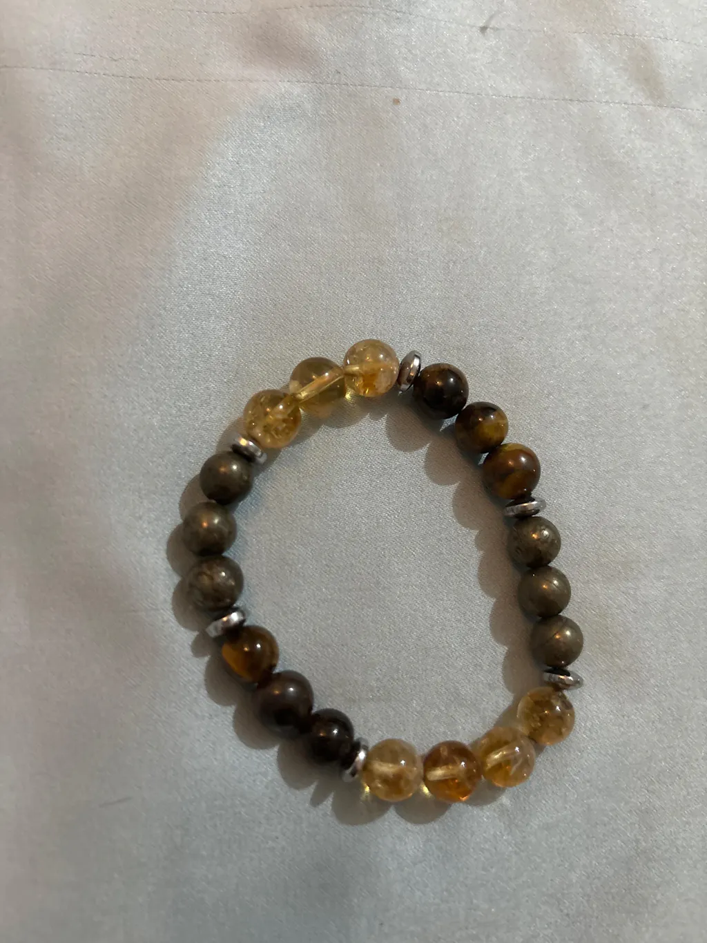 Black Onyx Pyramid for Strength & Energy - Solacely