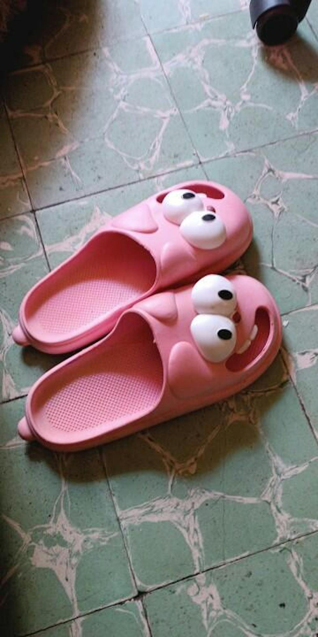 SoleMates™ Kissing Slippers – SoleMates™ Shop