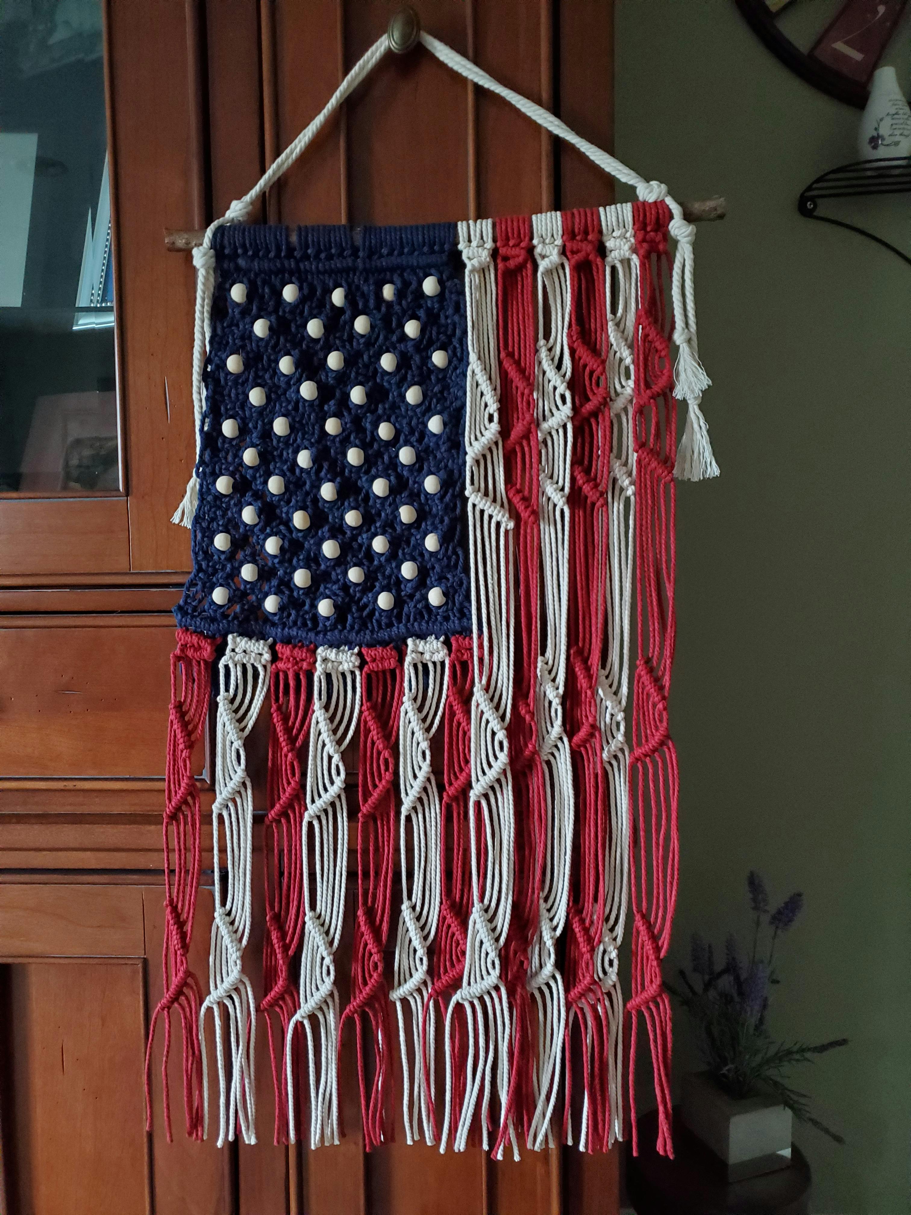 Solid Oak: Macramé Wall Hanging Kit - "Old Glory" American Flag