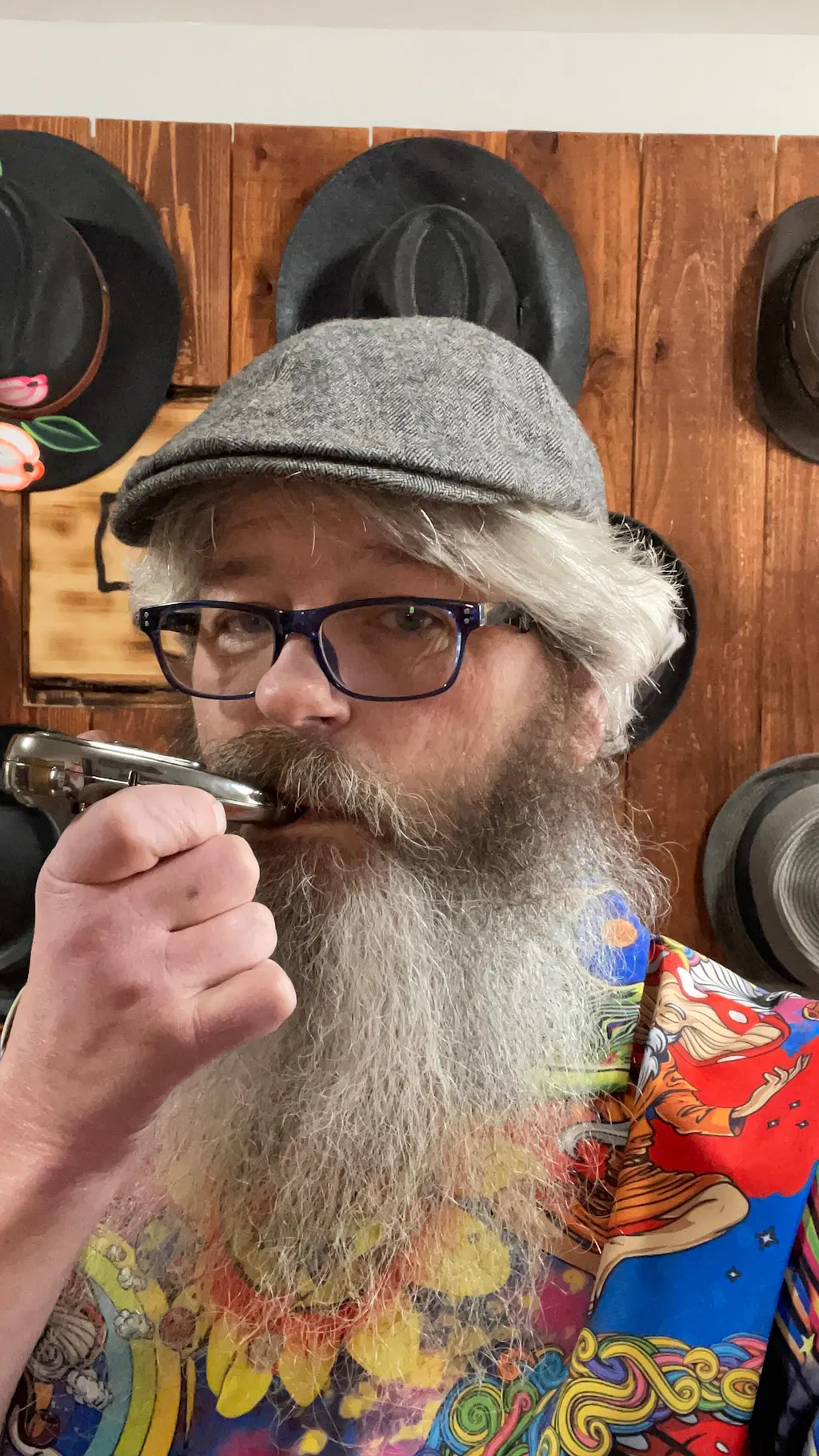 Solopipe - The Original Self-Lighting Pipe + Lighter Combo – solopipe