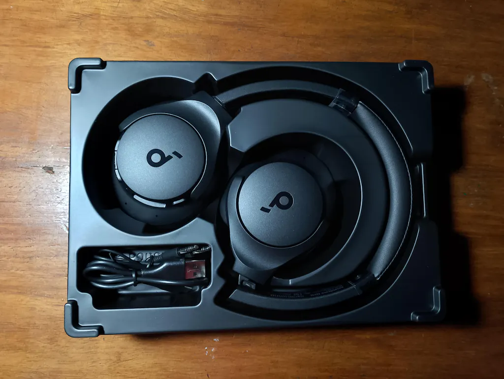 soundcore Q20i Noise Cancelling Headphones - soundcore EU