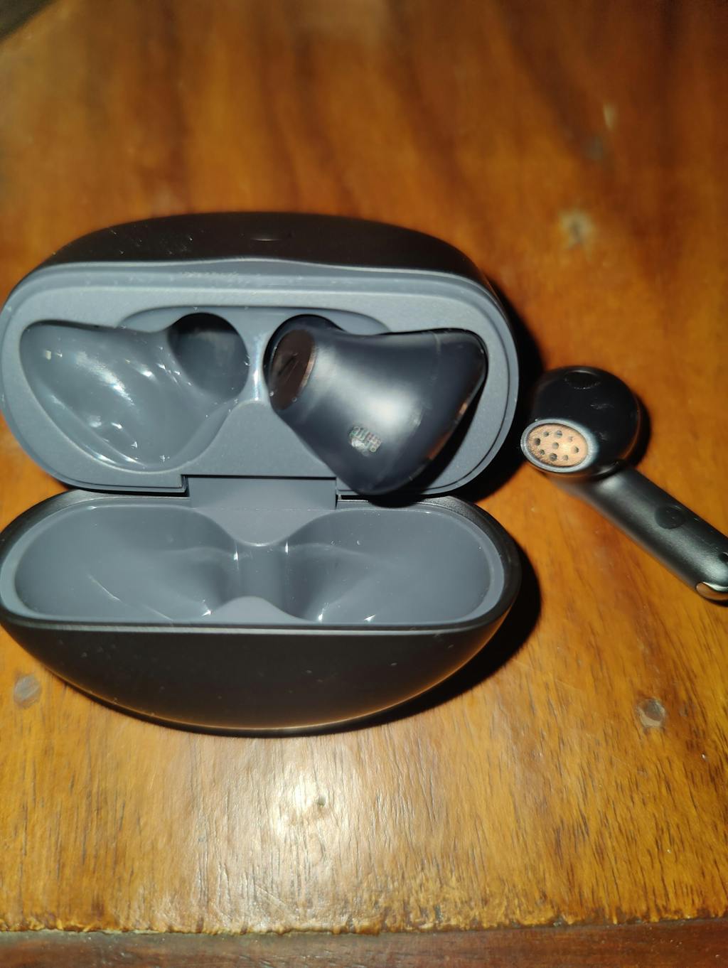 Air4 Earbuds Deliver Wireless Lossless Audio – SOUNDPEATS