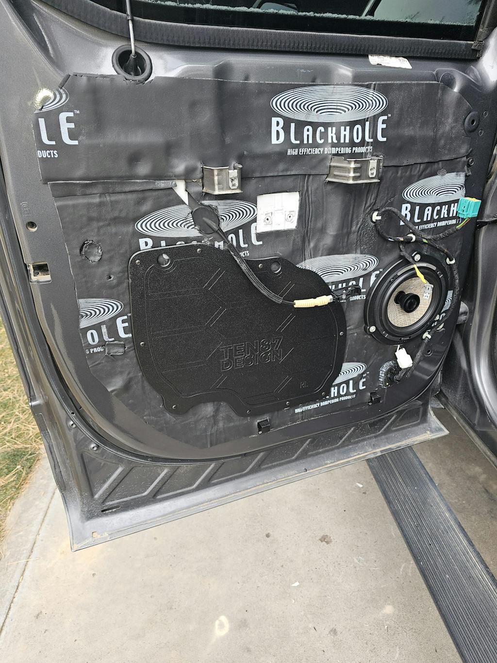 "Stealth" Behind the Seat Subwoofer Plug & Play System Upgrade (All Fa – Sounds Good Stereo