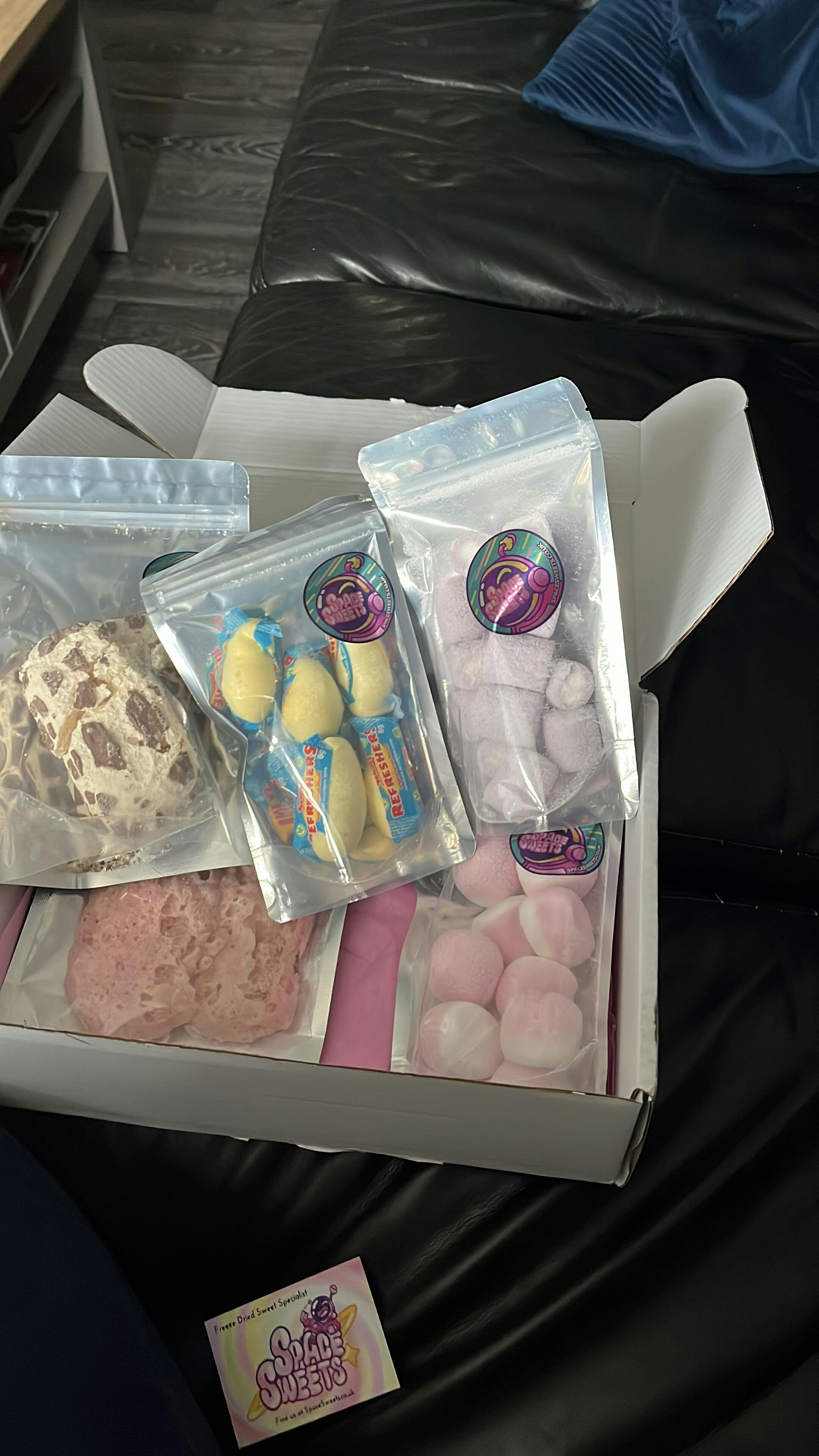 Halal Freeze Dried Sweets Mystery Box - SpaceSweets Freeze Dried Sweet ...