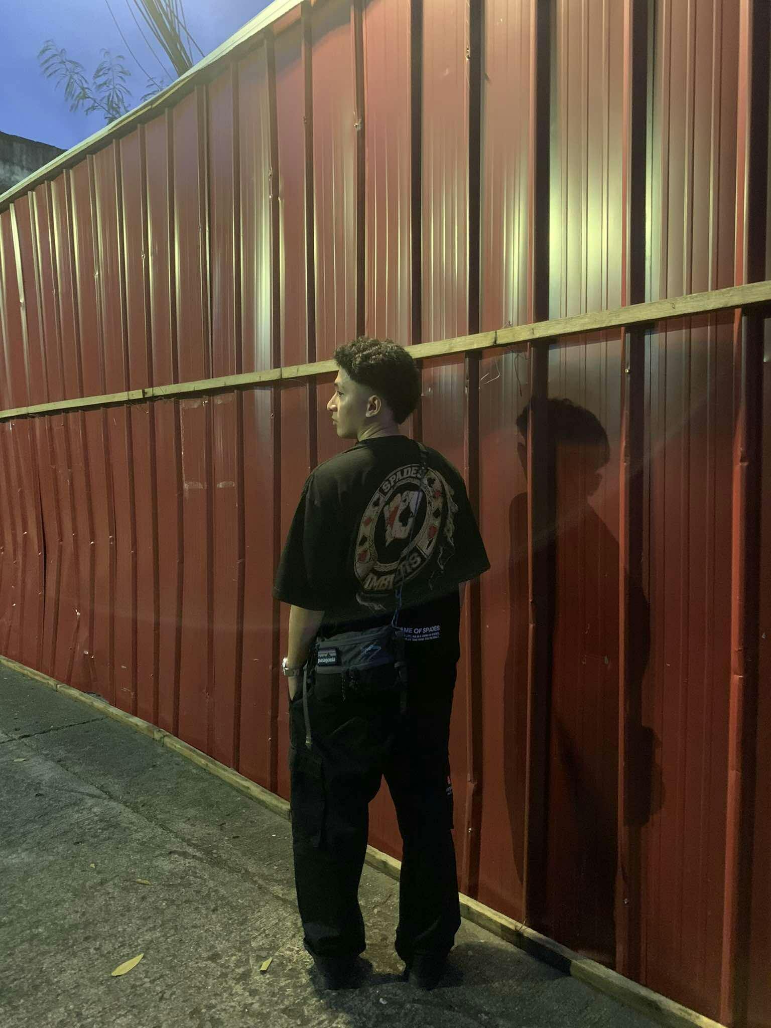 Spades Monochrome Embro Logo Boxy Hoodie Dark Gray – SPADES