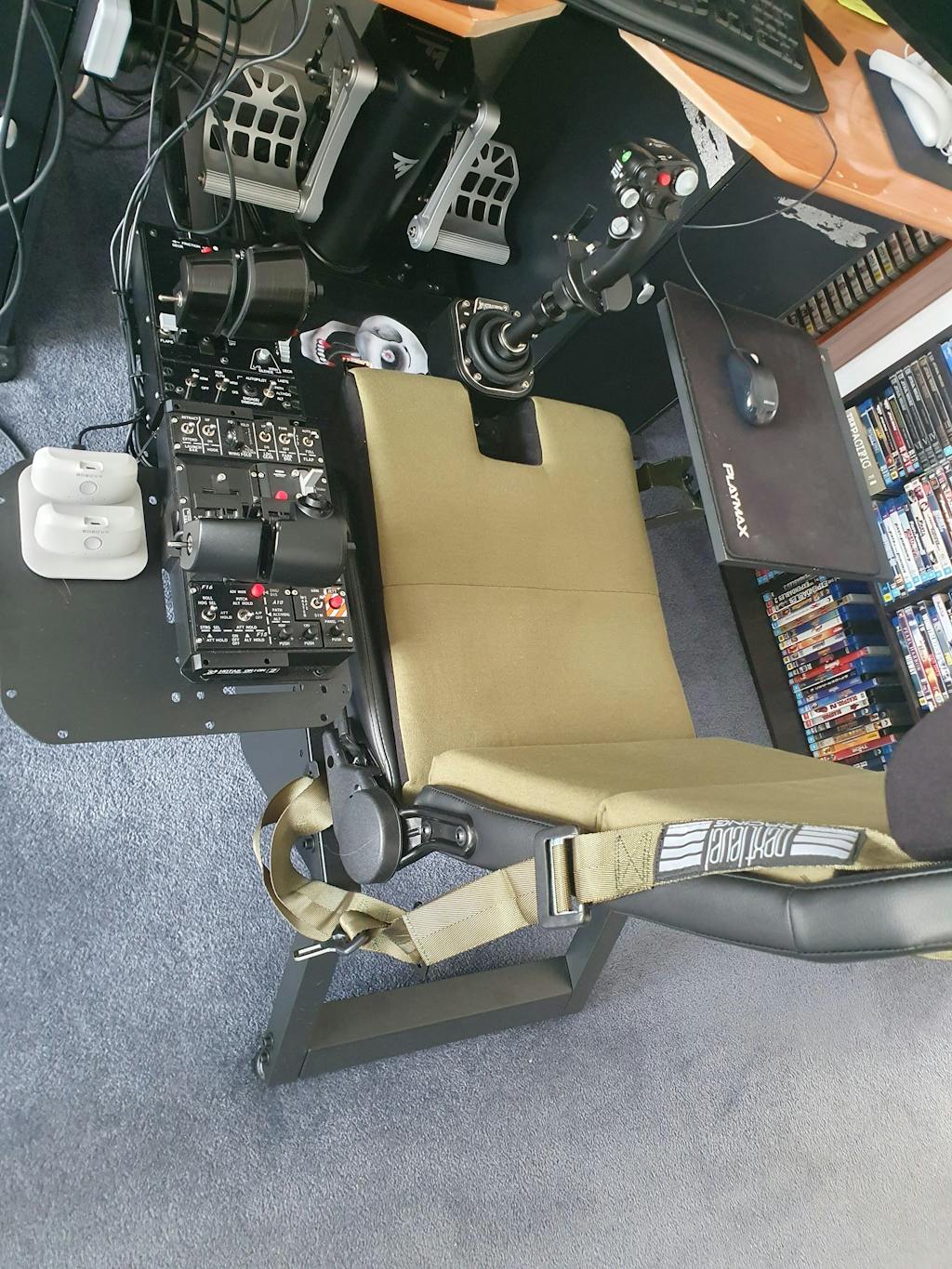 Next Level Racing® Flight Simulator Boeing Military Edition Cockpit ...