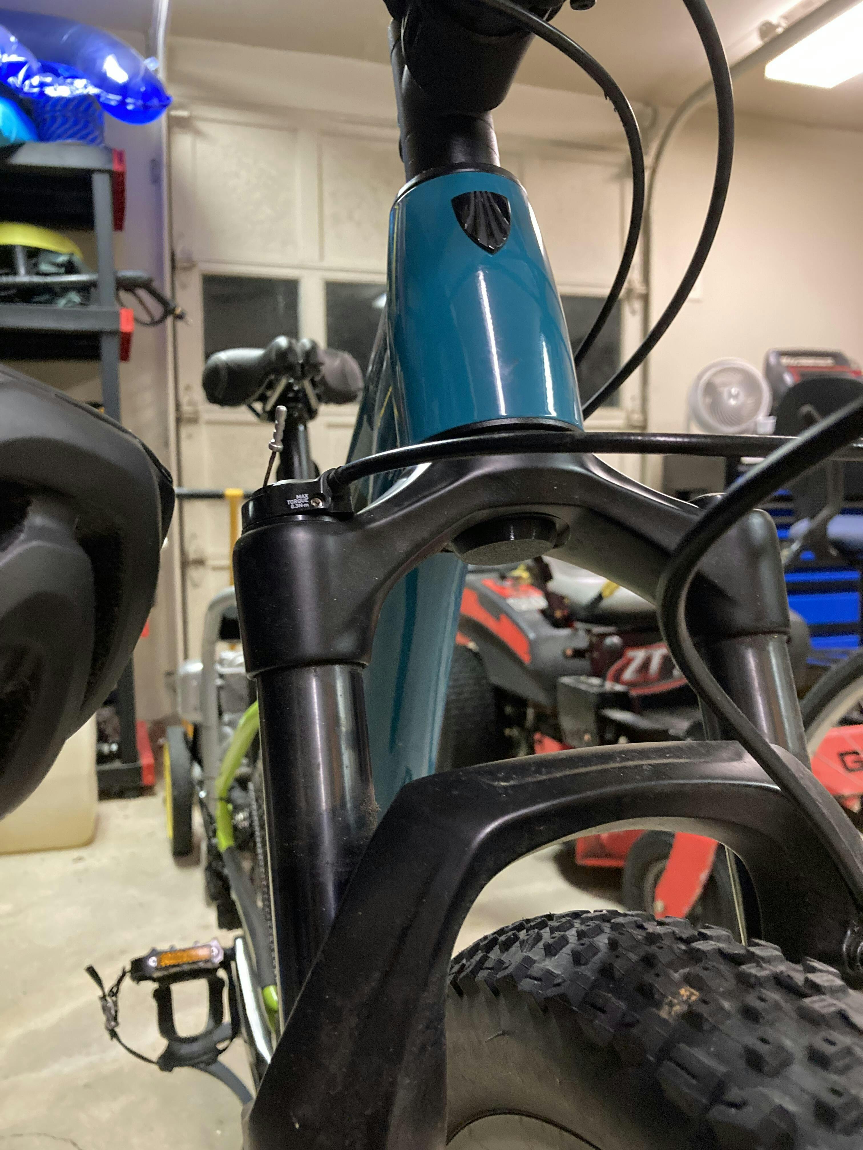 Stealth Tag® Fork: Hide and Track an Airtag in Any Mountain Bike Fork ...