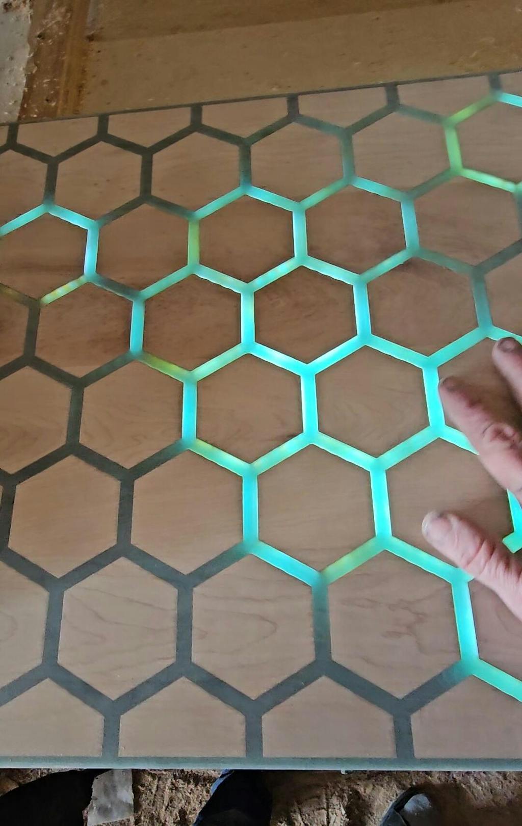 Glowing River Stream Desk Accessory: Integrated Sensory LED Module (Wh