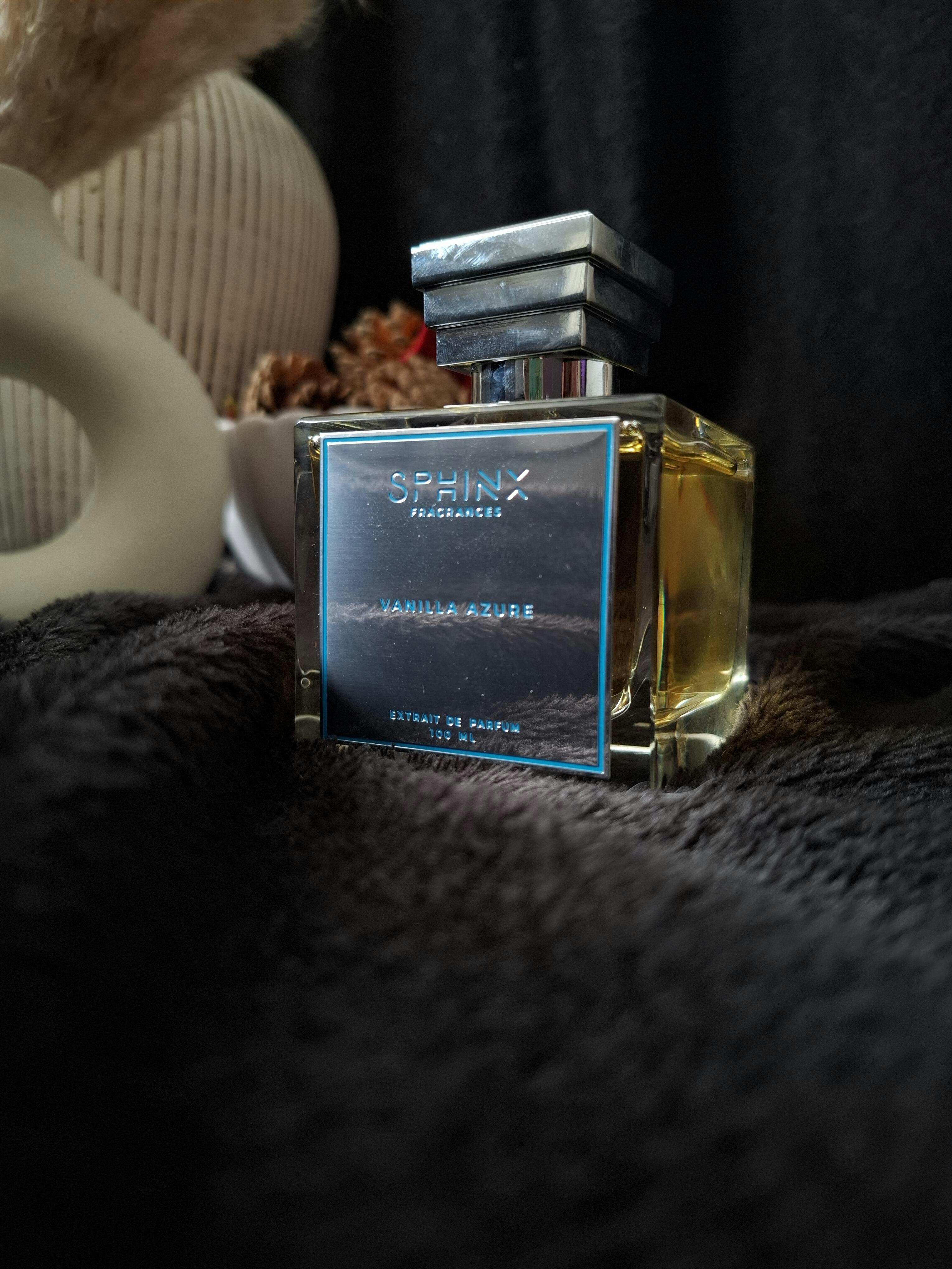 Vanilla Azure - The Ultimate Date Night Scent