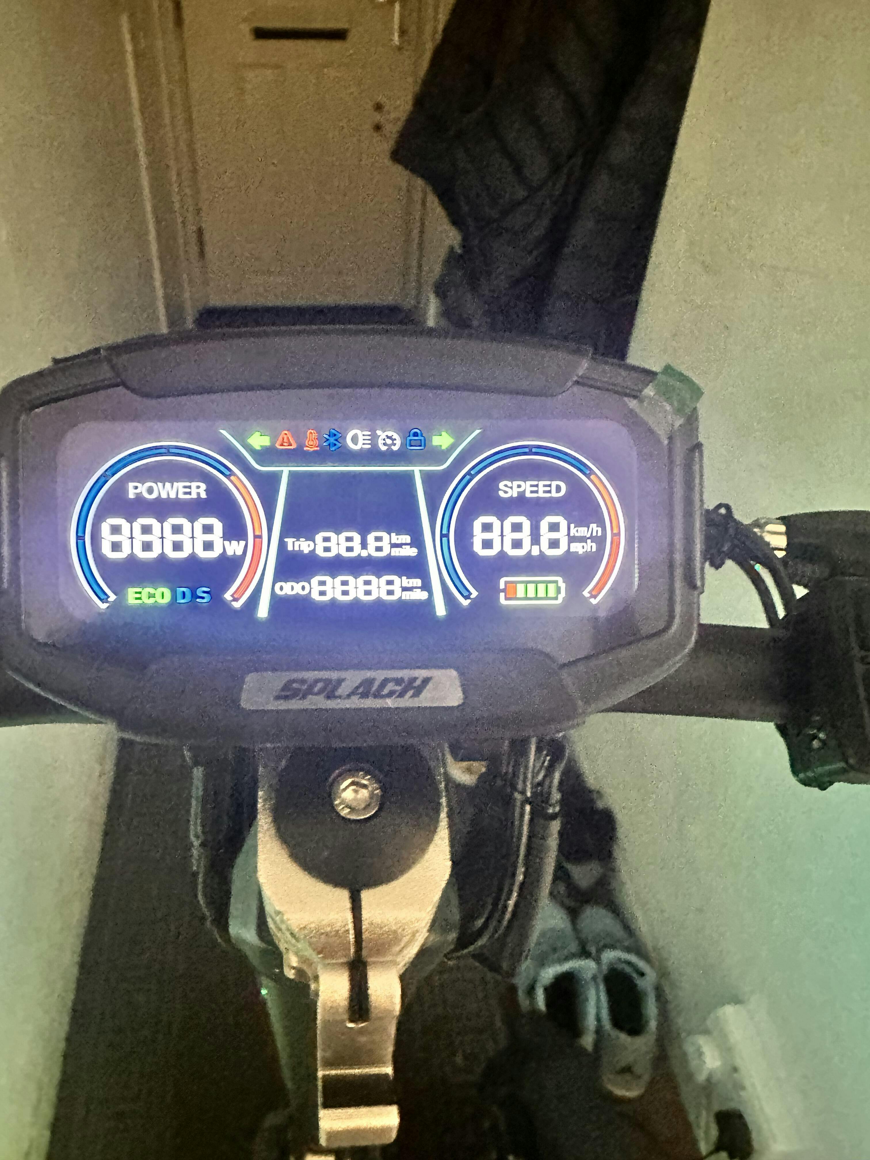 SPLACH Thunder: Silky Smooth Dual Motor Electric Scooter – SPLACH Bike