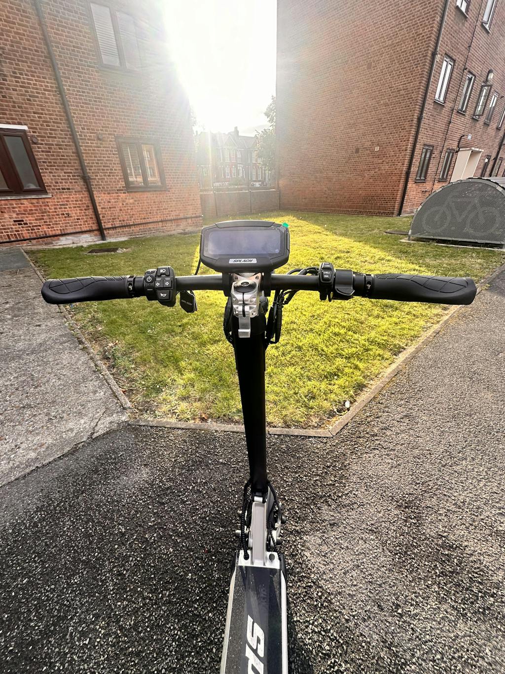 SPLACH Thunder: Silky Smooth Dual Motor Electric Scooter – SPLACH Bike