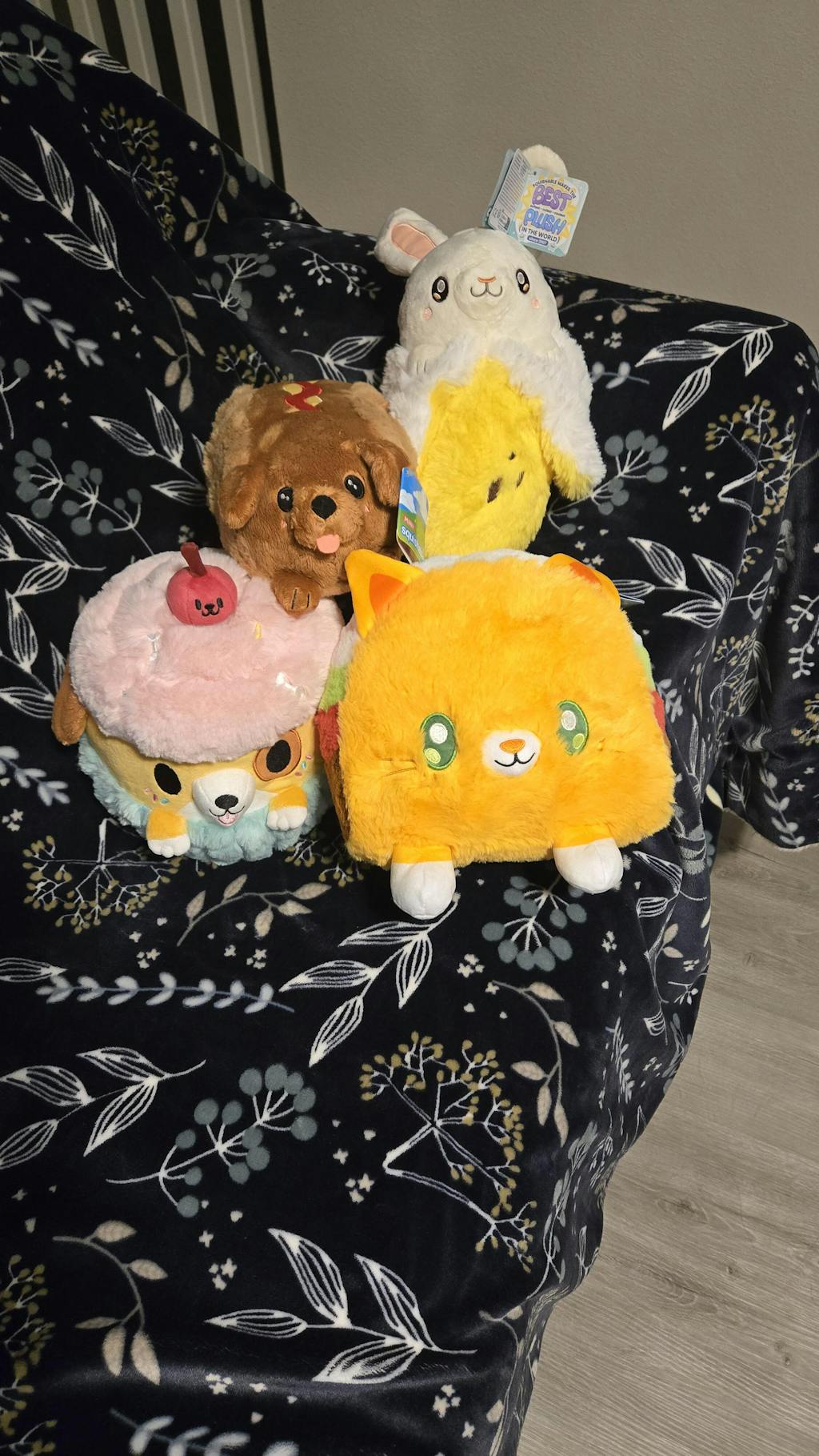 Mini Squishable Pupcake