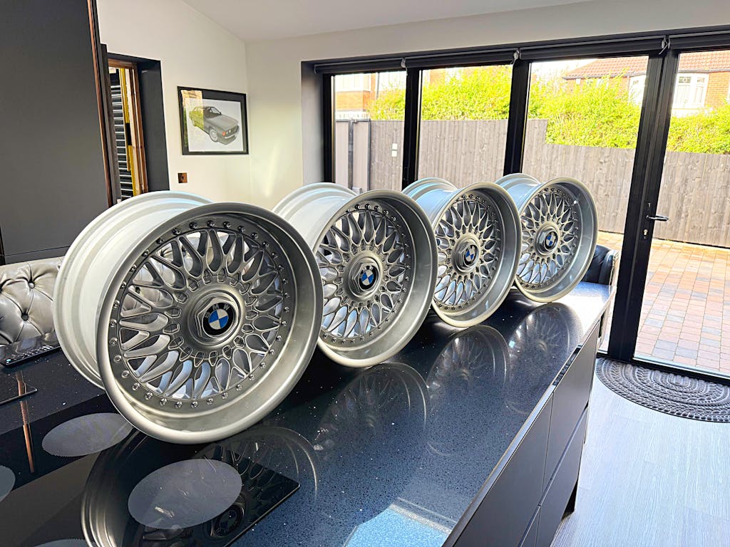 SRR Hardware - Specialist in Three Piece Wheel Hardware