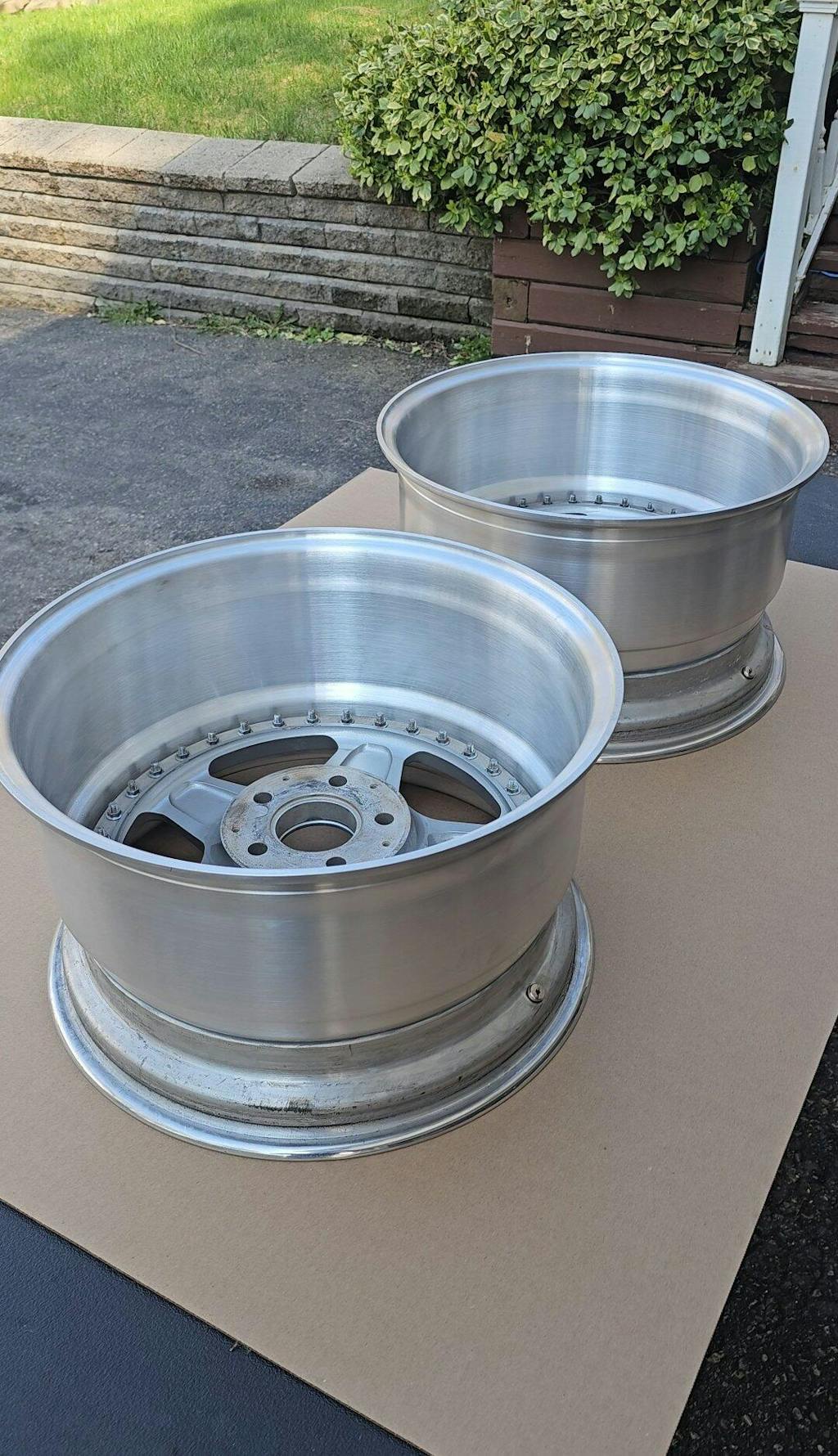 SRR Hardware - Specialist in Three Piece Wheel Hardware