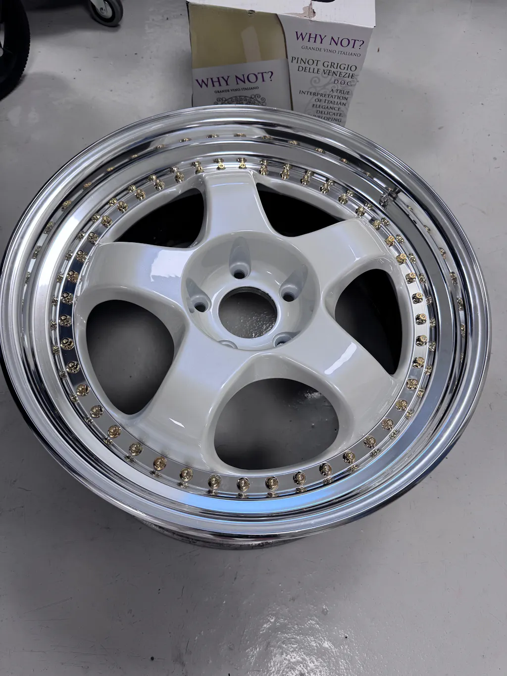 SRR Hardware - Specialist in Three Piece Wheel Hardware