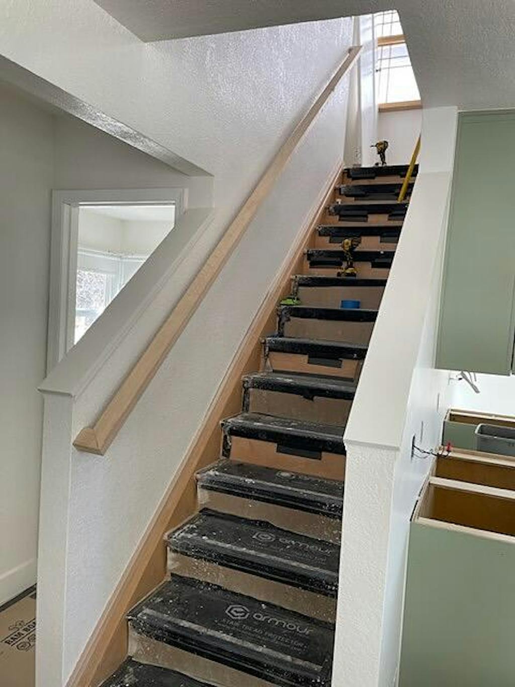 6002: Contemporary Small 2-13/16"W x 1-5/8"H Handrail (6002) - Stair ...