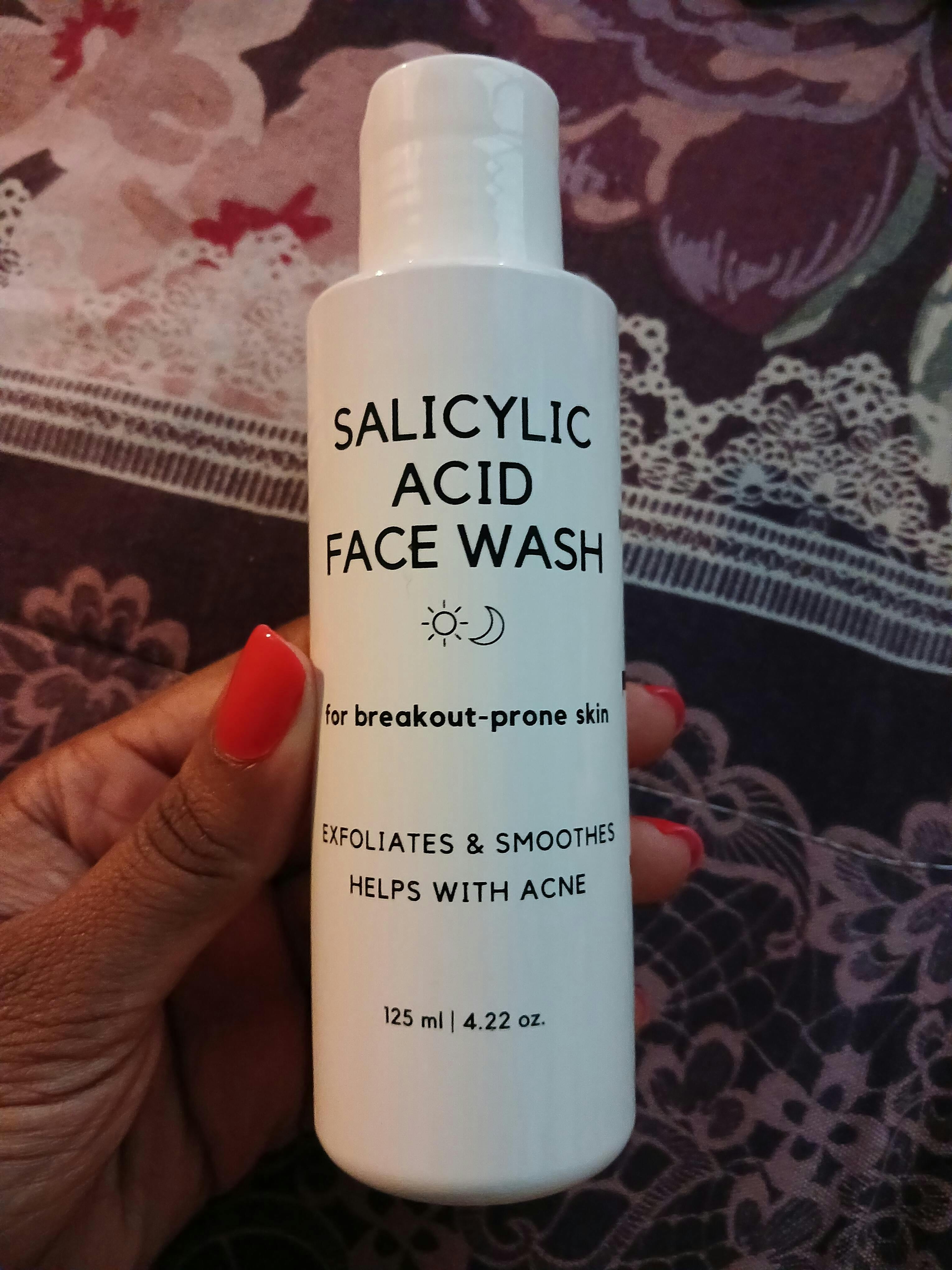 Salicylic Acid Face Wash – Standard Skin & Beauty