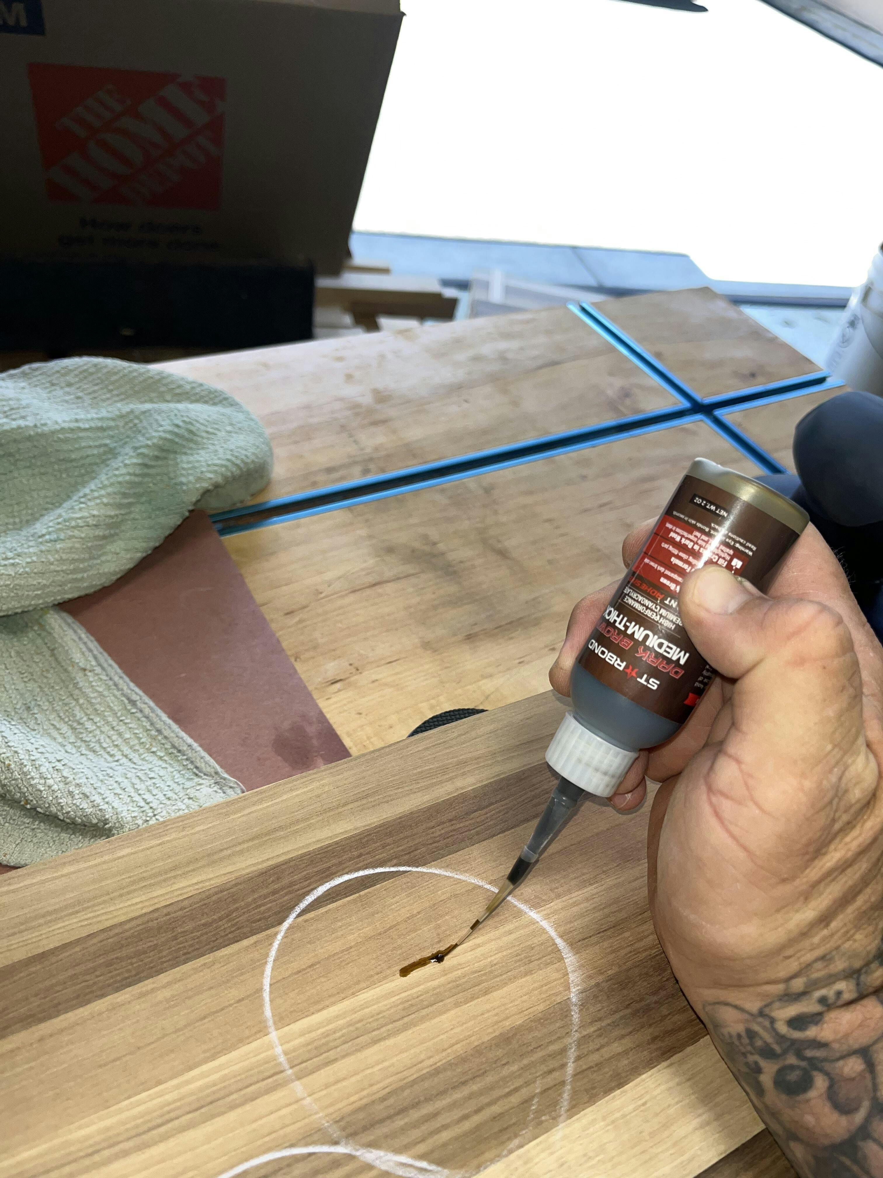 Starbond Knot-Filler System for Wood