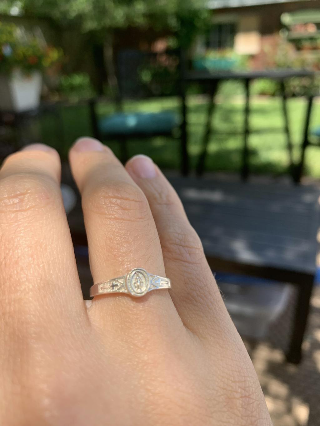 Miraculous Medal Ring - Stella & Tide