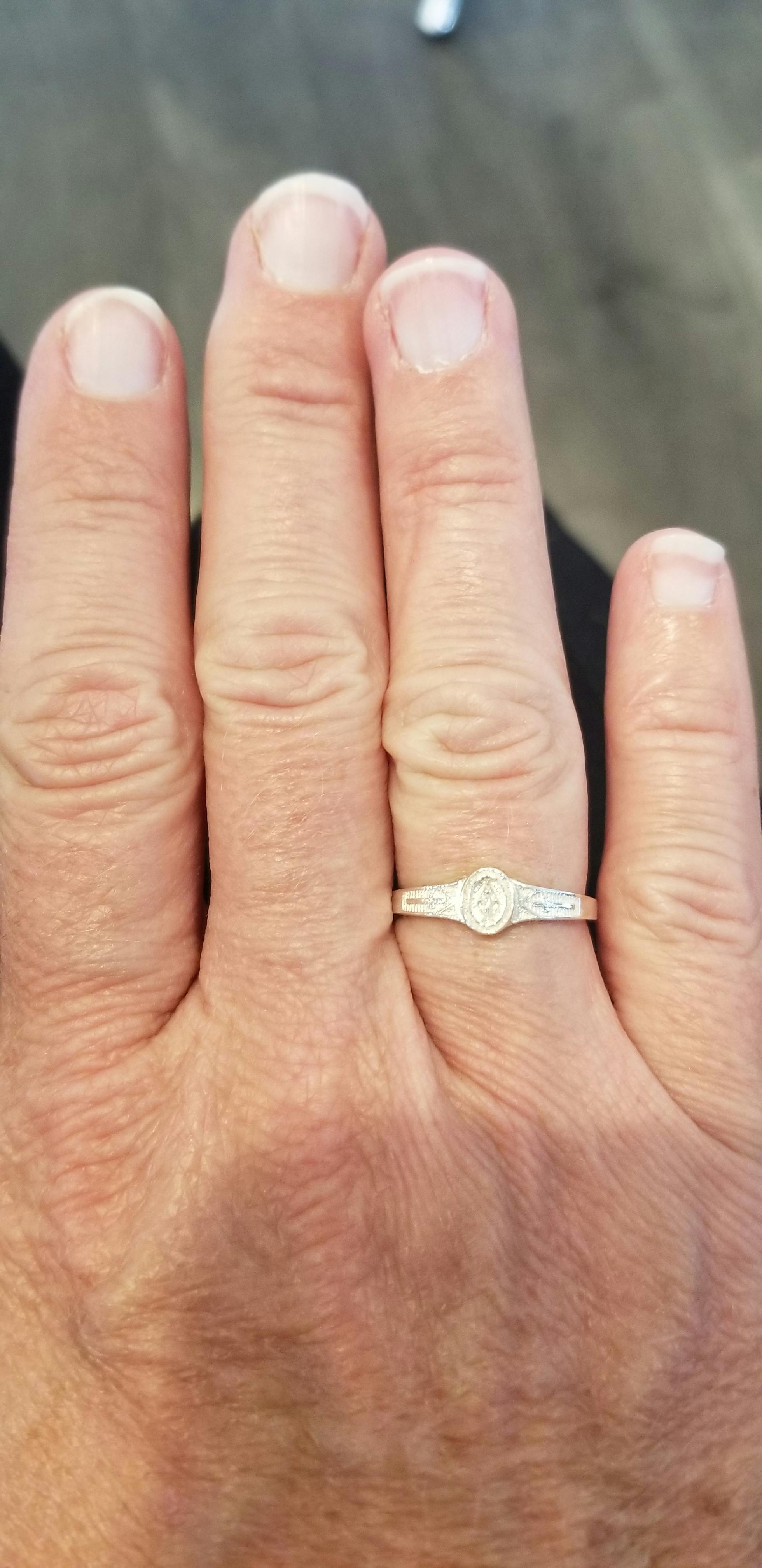 Miraculous Medal Ring - Stella & Tide