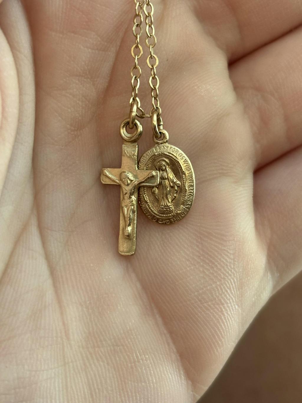 Build Your Own Crucifix Necklace – Stella & Tide