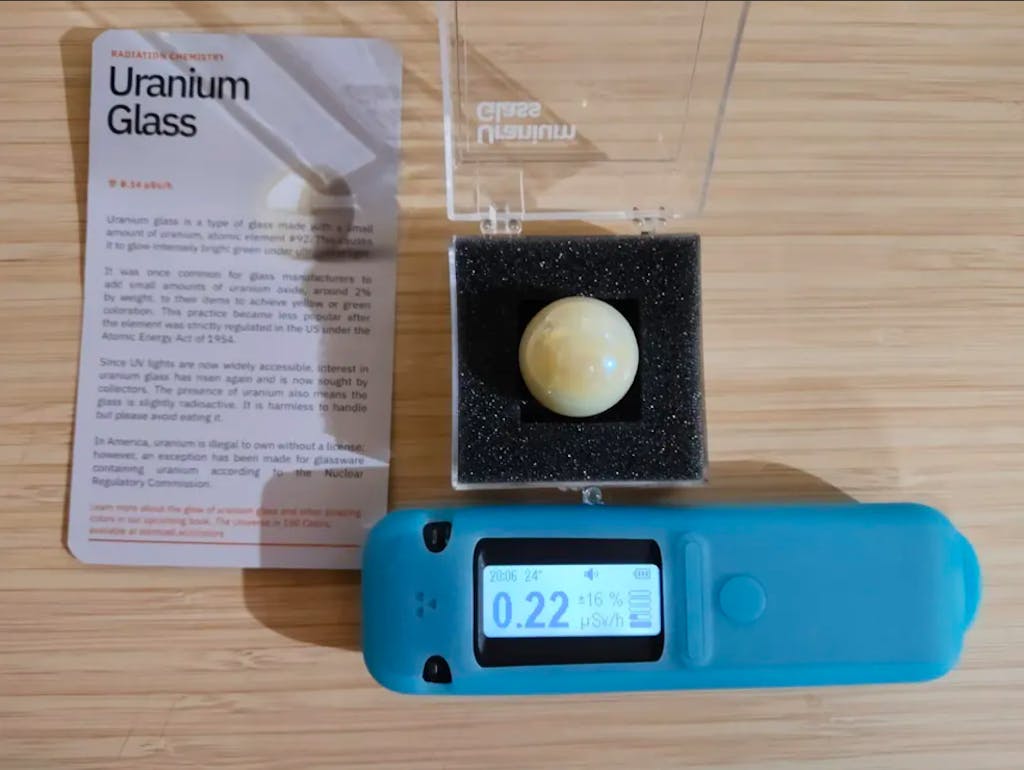 Uranium Glass Ball - Stemcell Science Shop