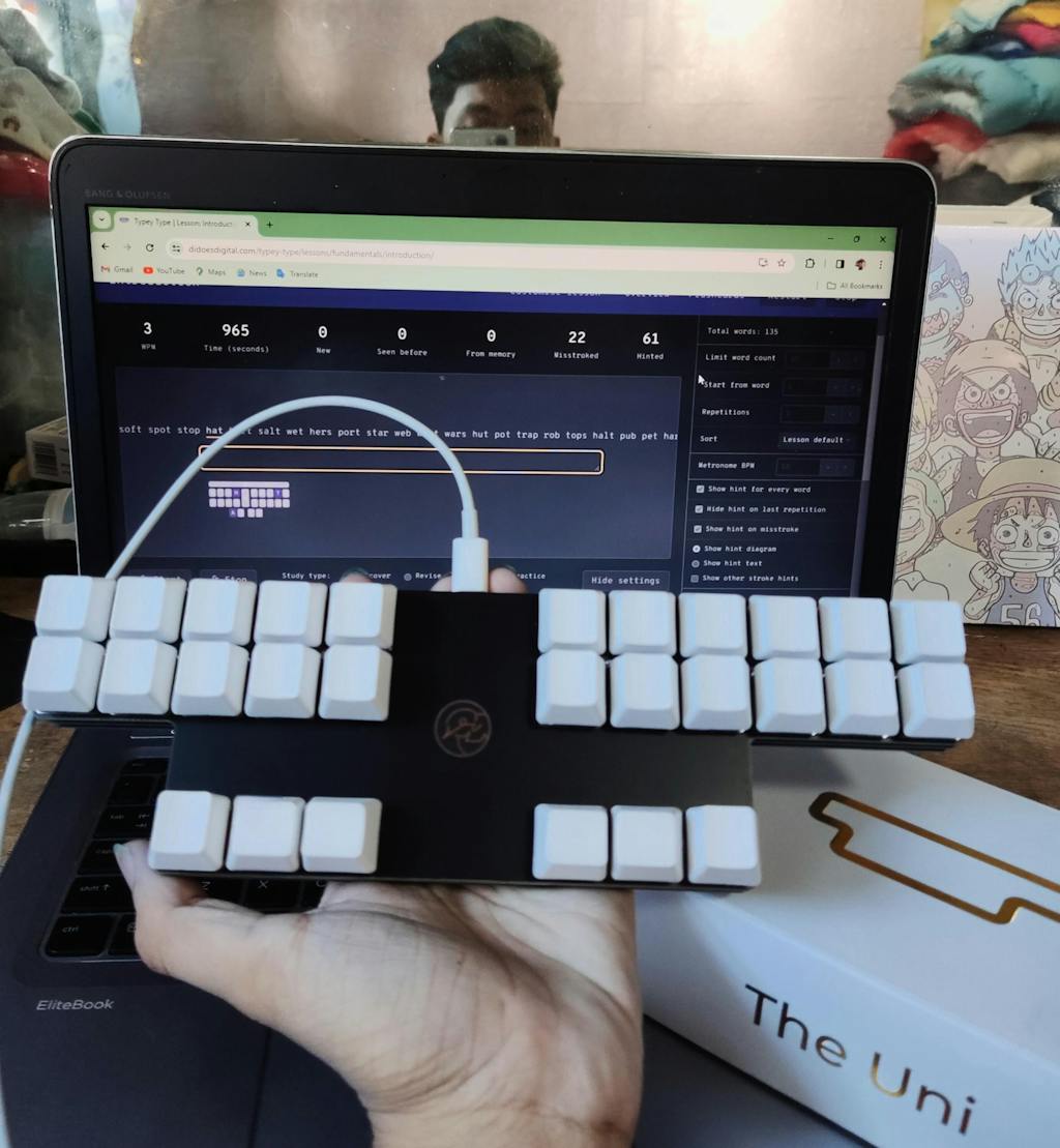Uni v4 – StenoKeyboards