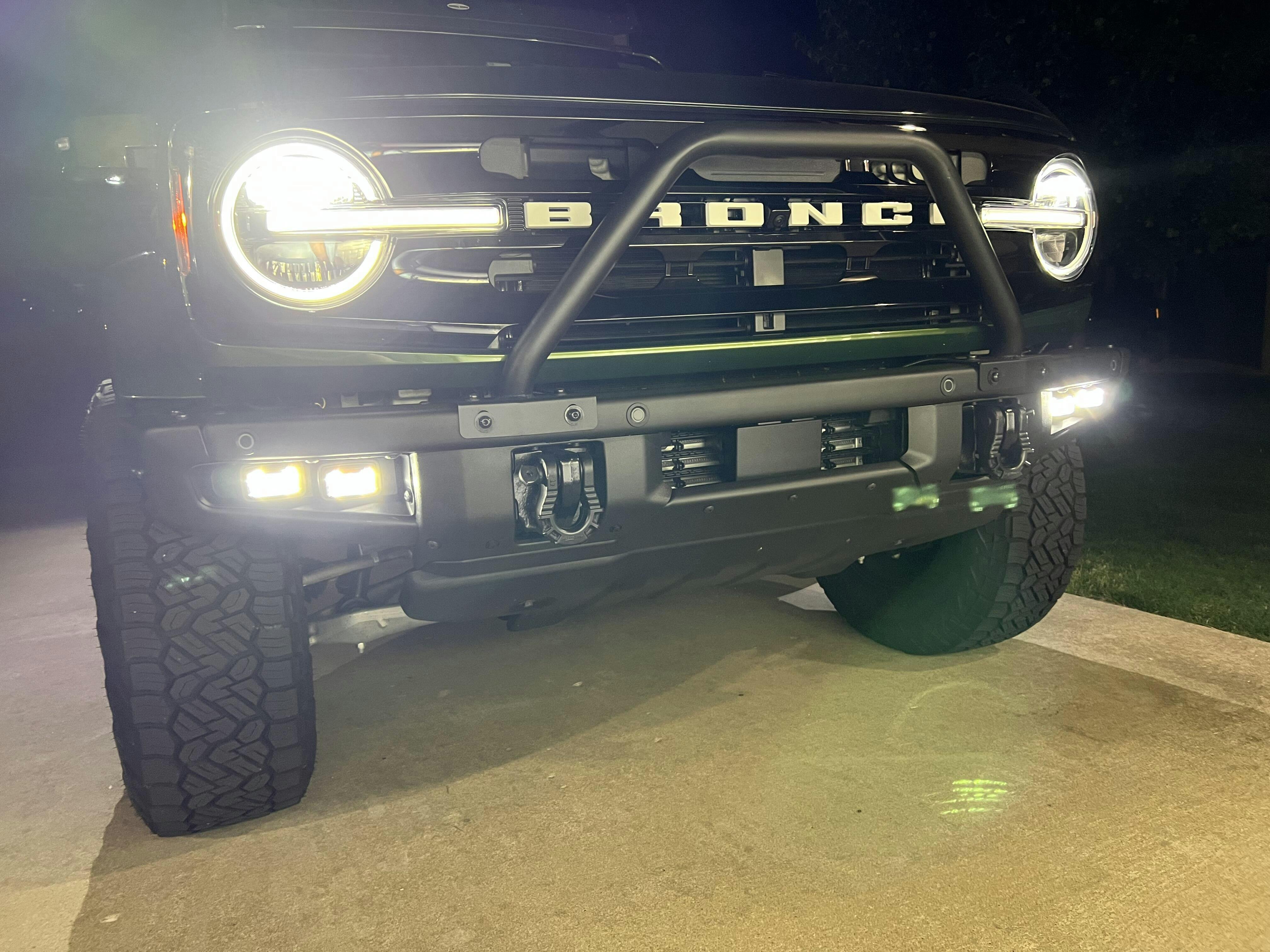 21 Offroad R Style Dual Output Fog Light Kit 2021 Bronco Modular