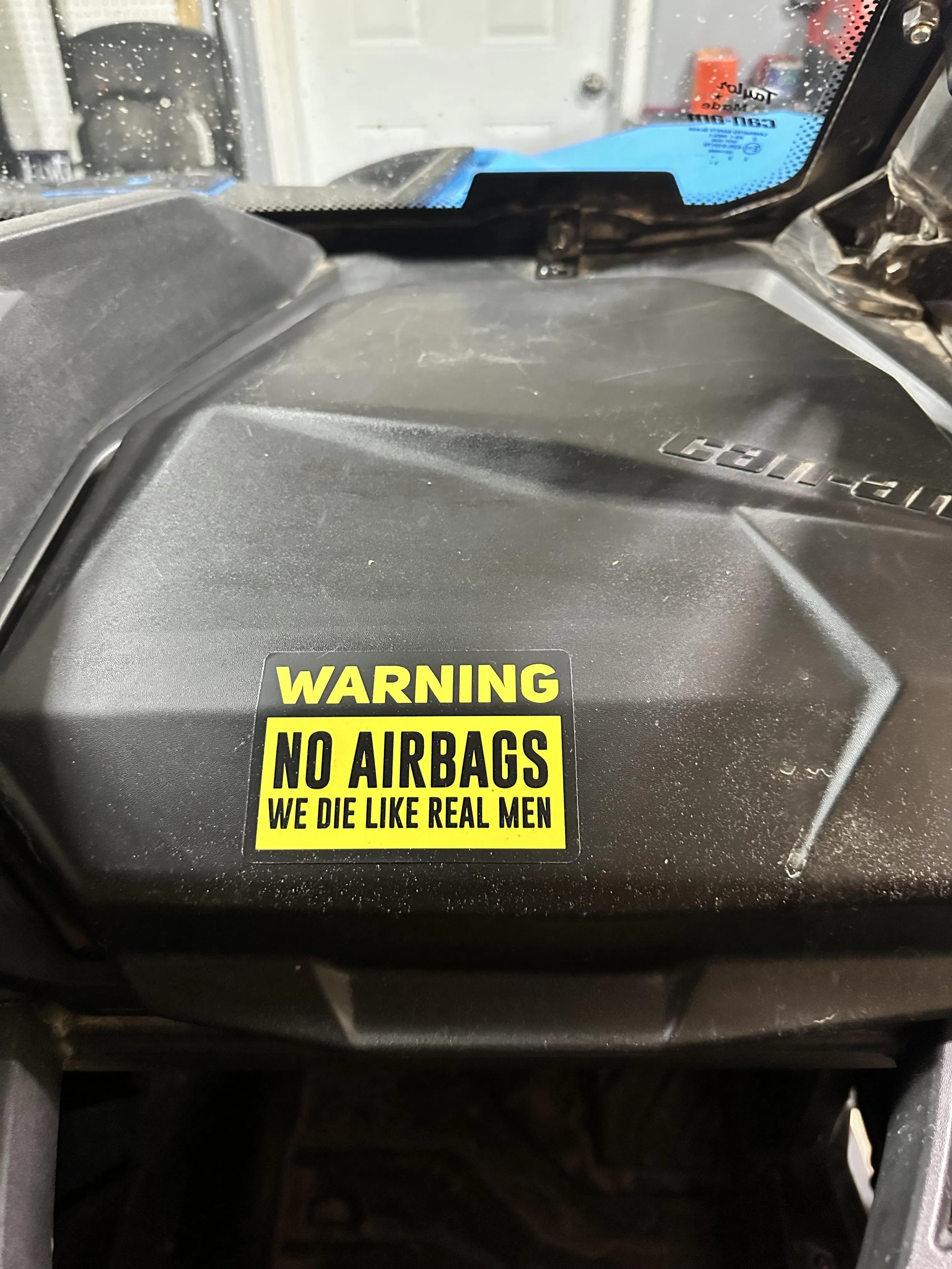 WARNING NO AIRBAGS STICKER – stickermize