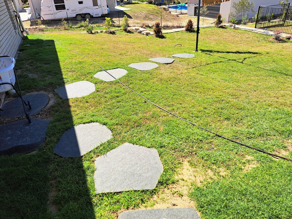 Bluestone Sawn Random Shape Stepping Stone – Stone and Rock