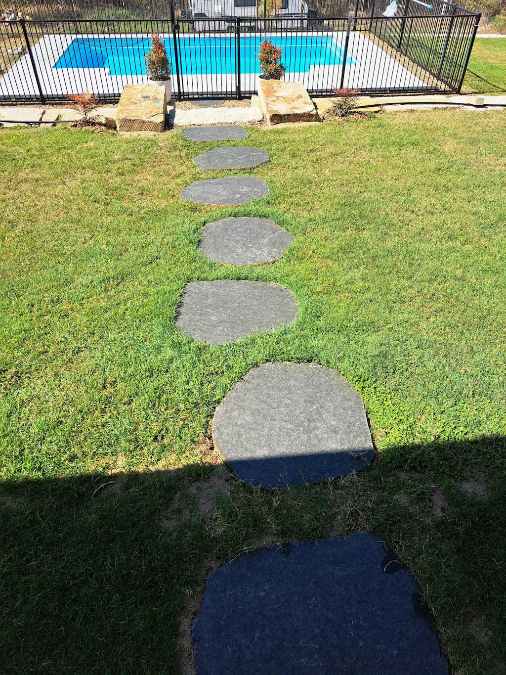 Bluestone Sawn Random Shape Stepping Stone – Stone and Rock