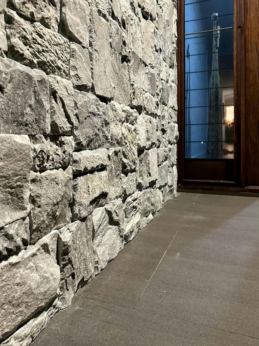 Natural Stone Wall Cladding Free Form - Loose - Grey Limestone Castle ...