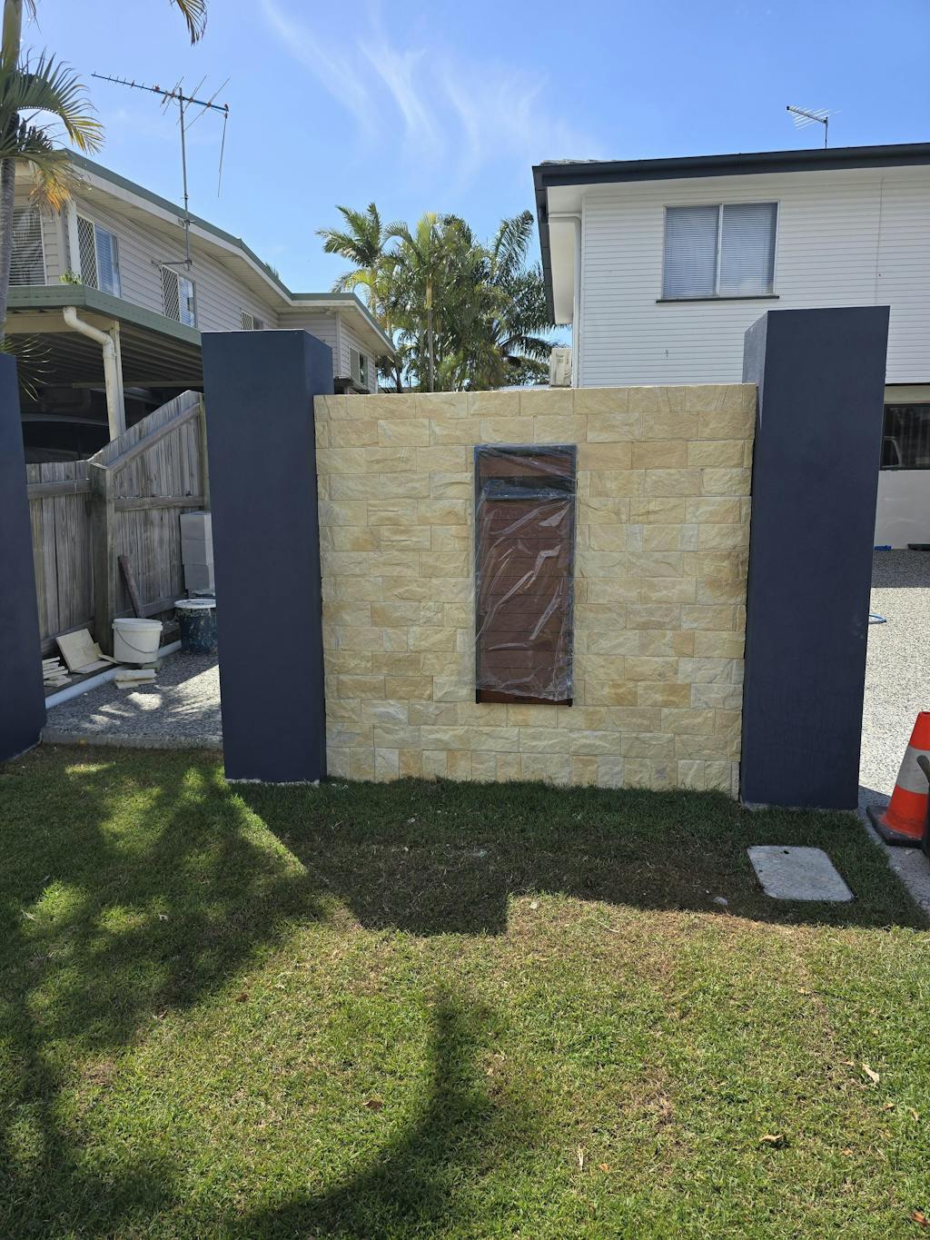 Natural Stacked Stone Feature Wall Cladding Panels - Golden Mushroom ...