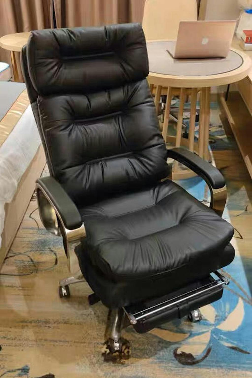 Vane Thick High Back Office Leather Office Chair Kinnls