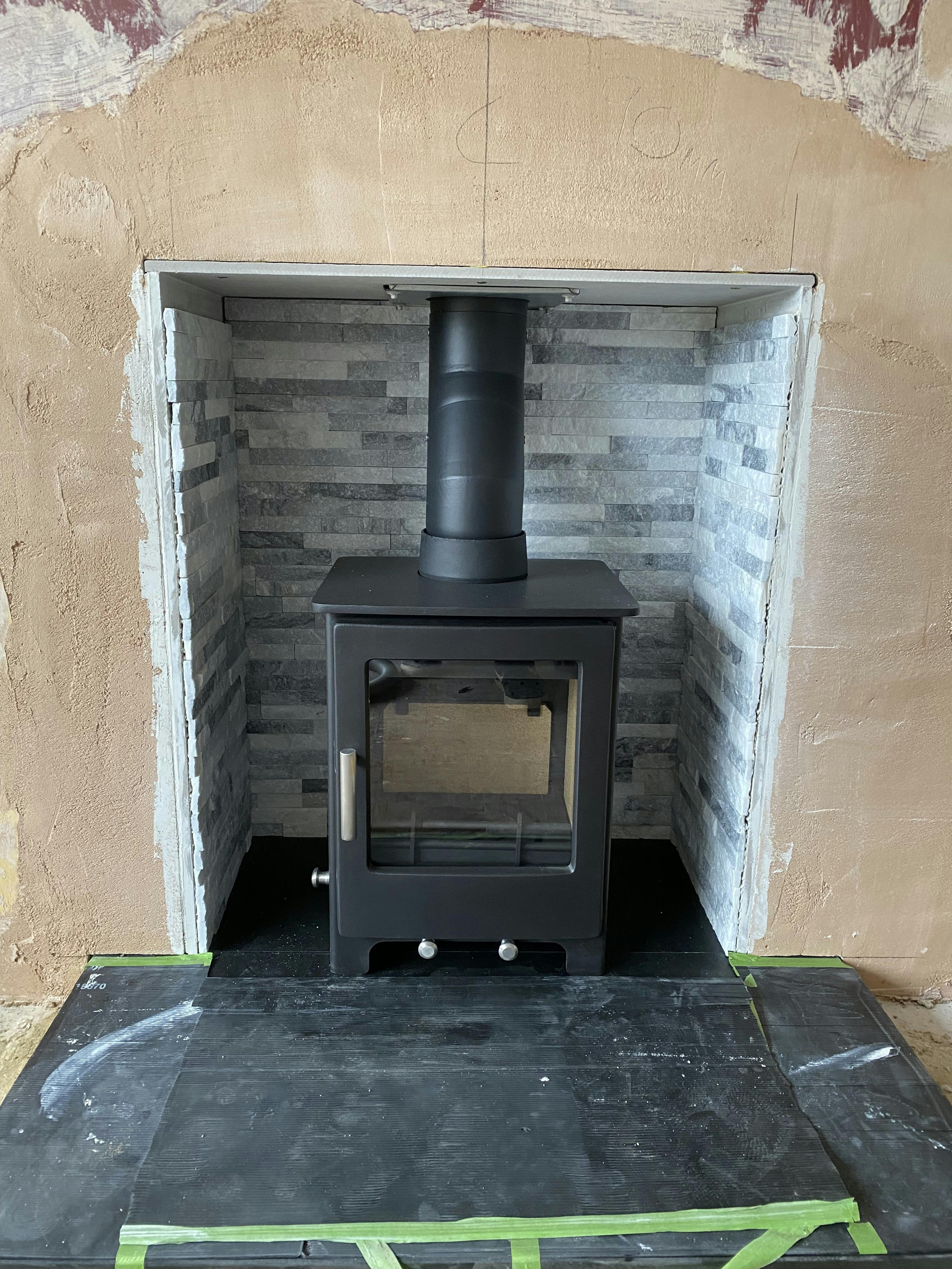 Woodford Lowry 5 Multifuel Wood Burning Stove 5kW (small, standard, wi ...