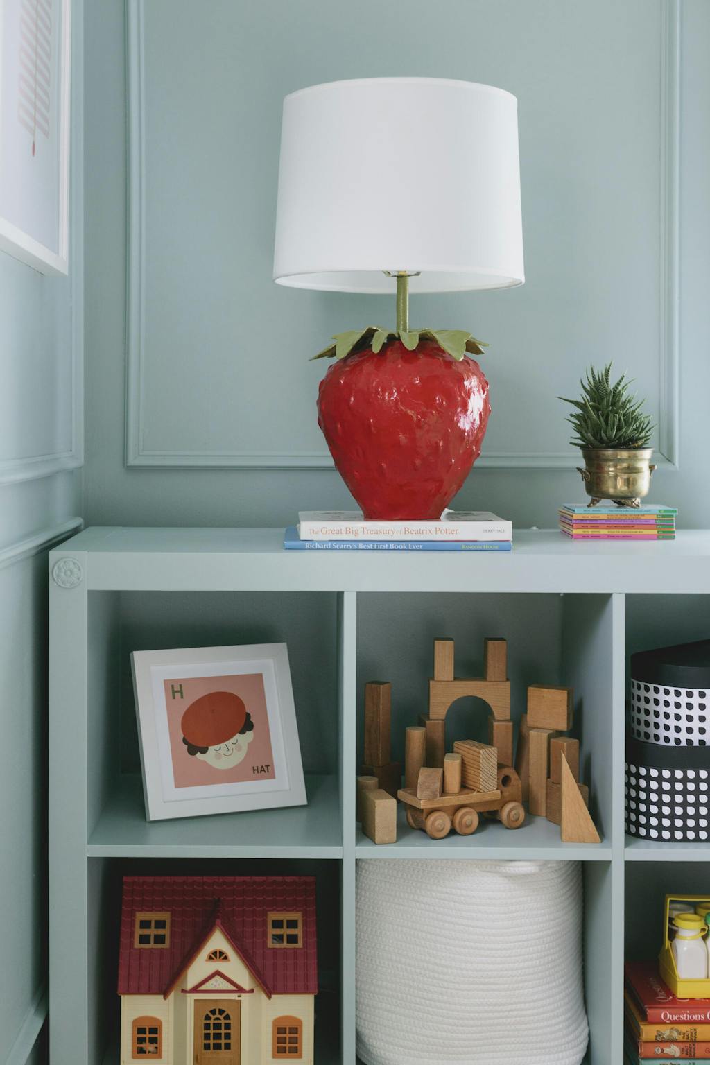 Strawberry Table Lamp – Stray Dog Designs