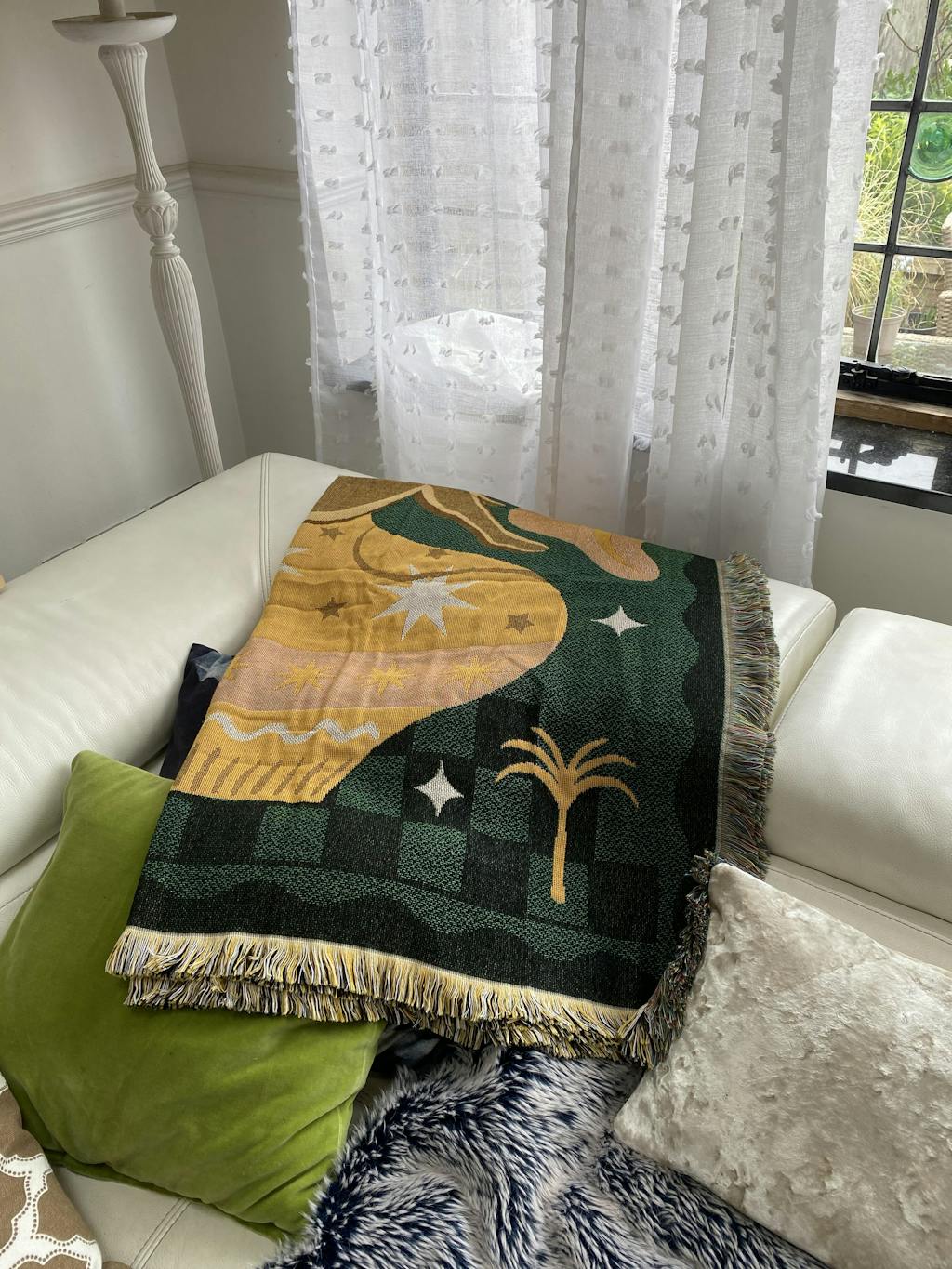 Kleio Throw – Stray Studio