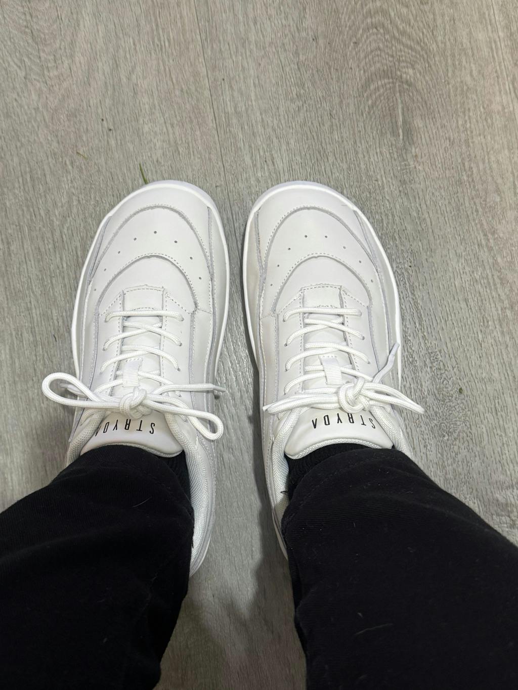 STRYDAFORCE Sneakers