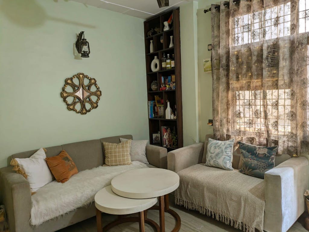 Luxurious Cushion Covers, Bedspreads and Decor by Studio Covers