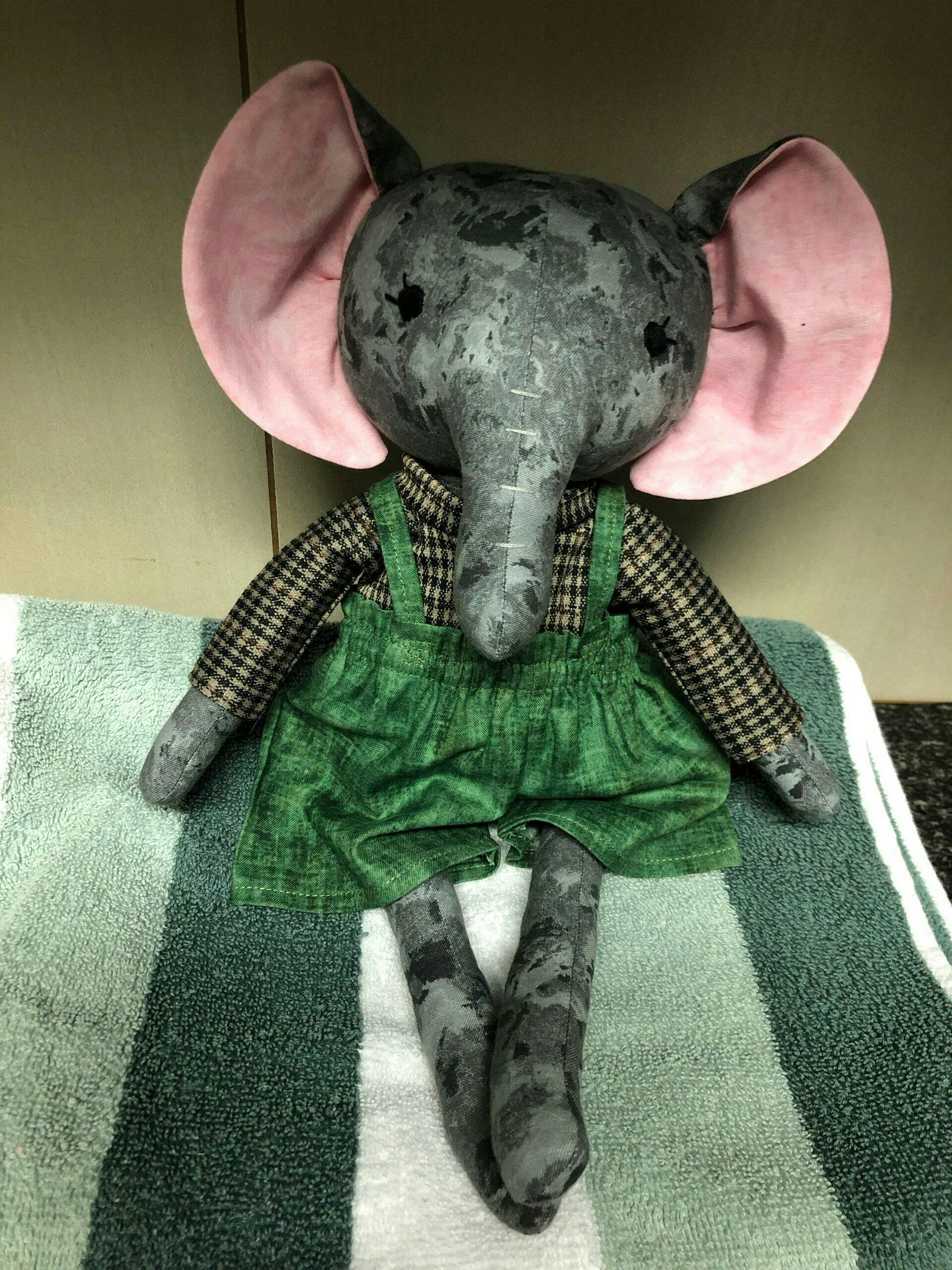 Elephant sewing pattern and tutorial – Studio Seren