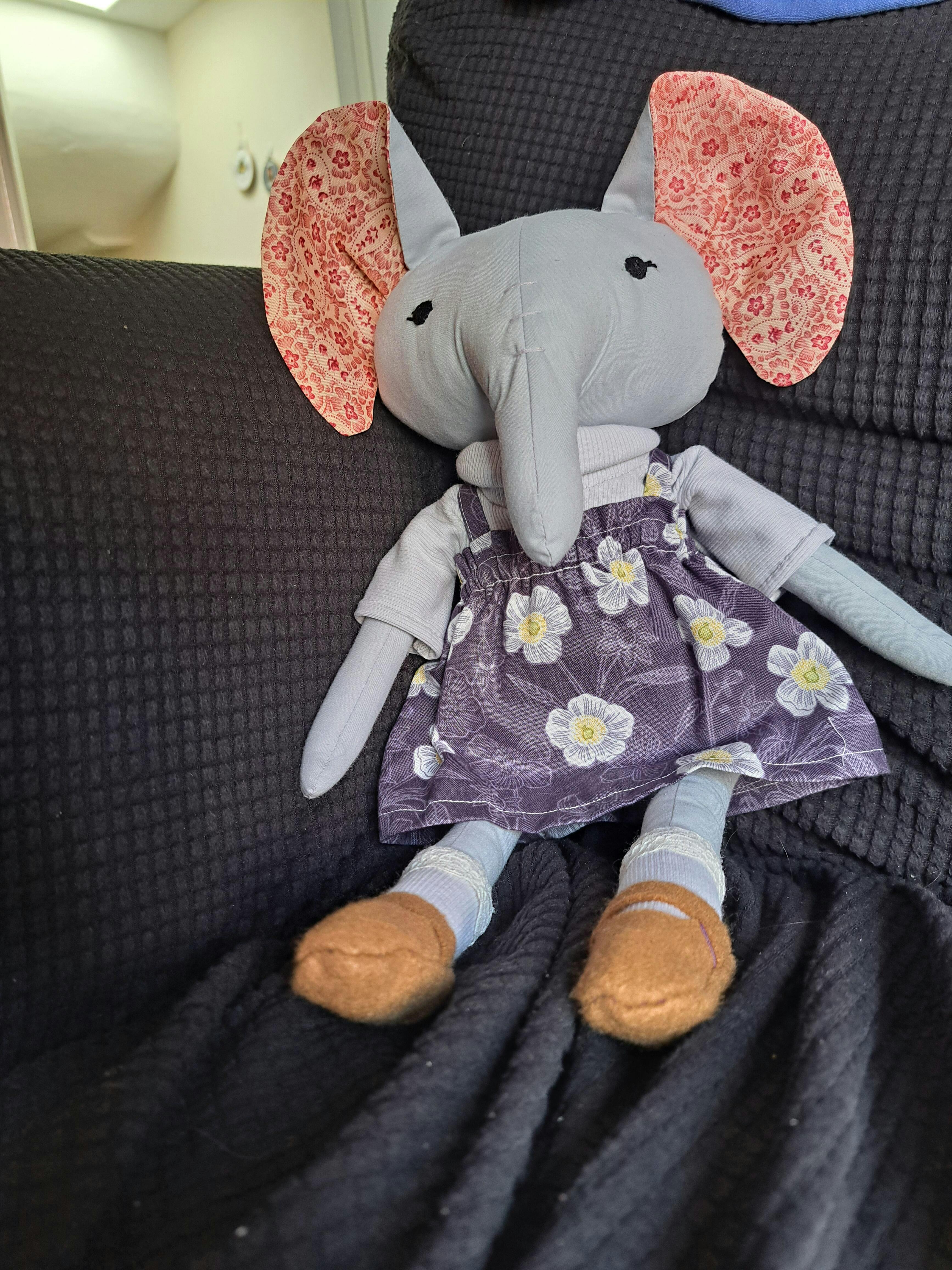 Elephant sewing pattern – Studio Seren