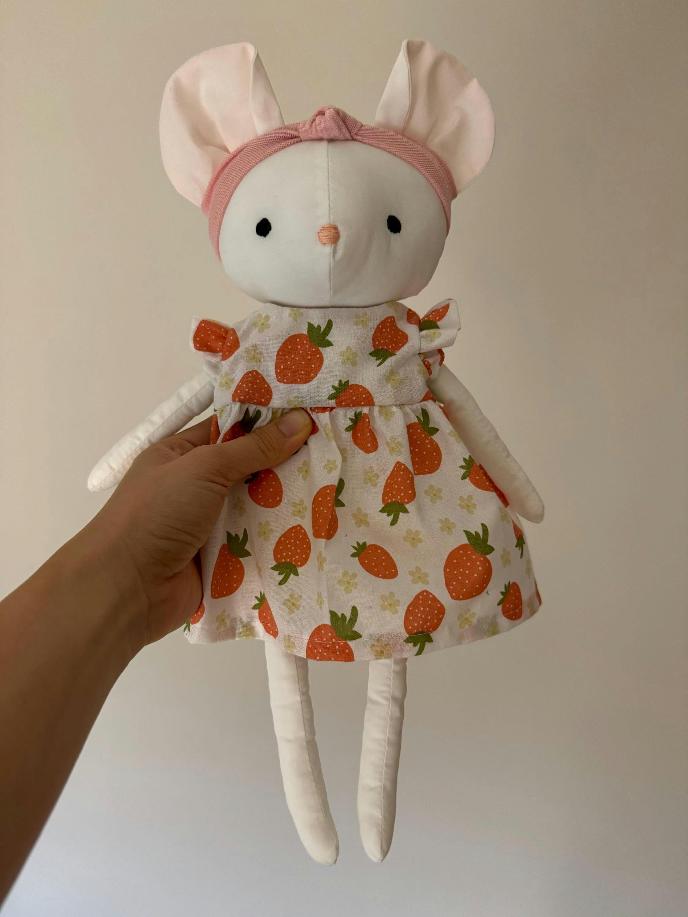 Mouse sewing pattern – Studio Seren