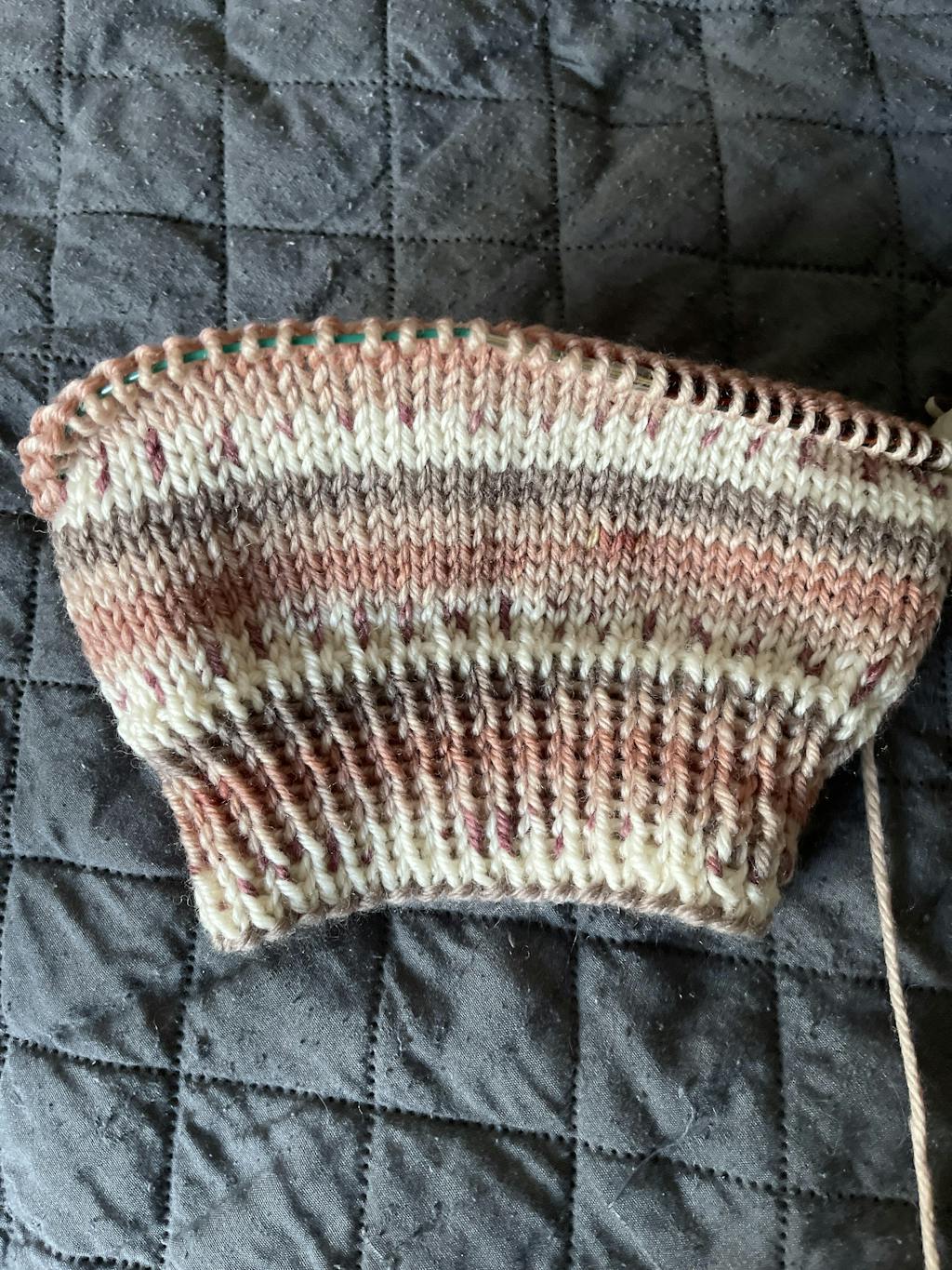 Fair Isle Slouchy Hat Yarn Kits – StudioKnit