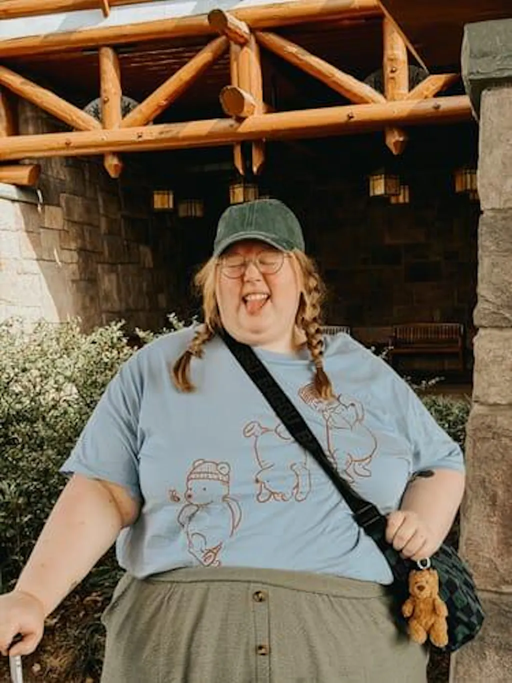 The Silly Ole Bear Oversized Tee in Sky Blue – Subtle Dust