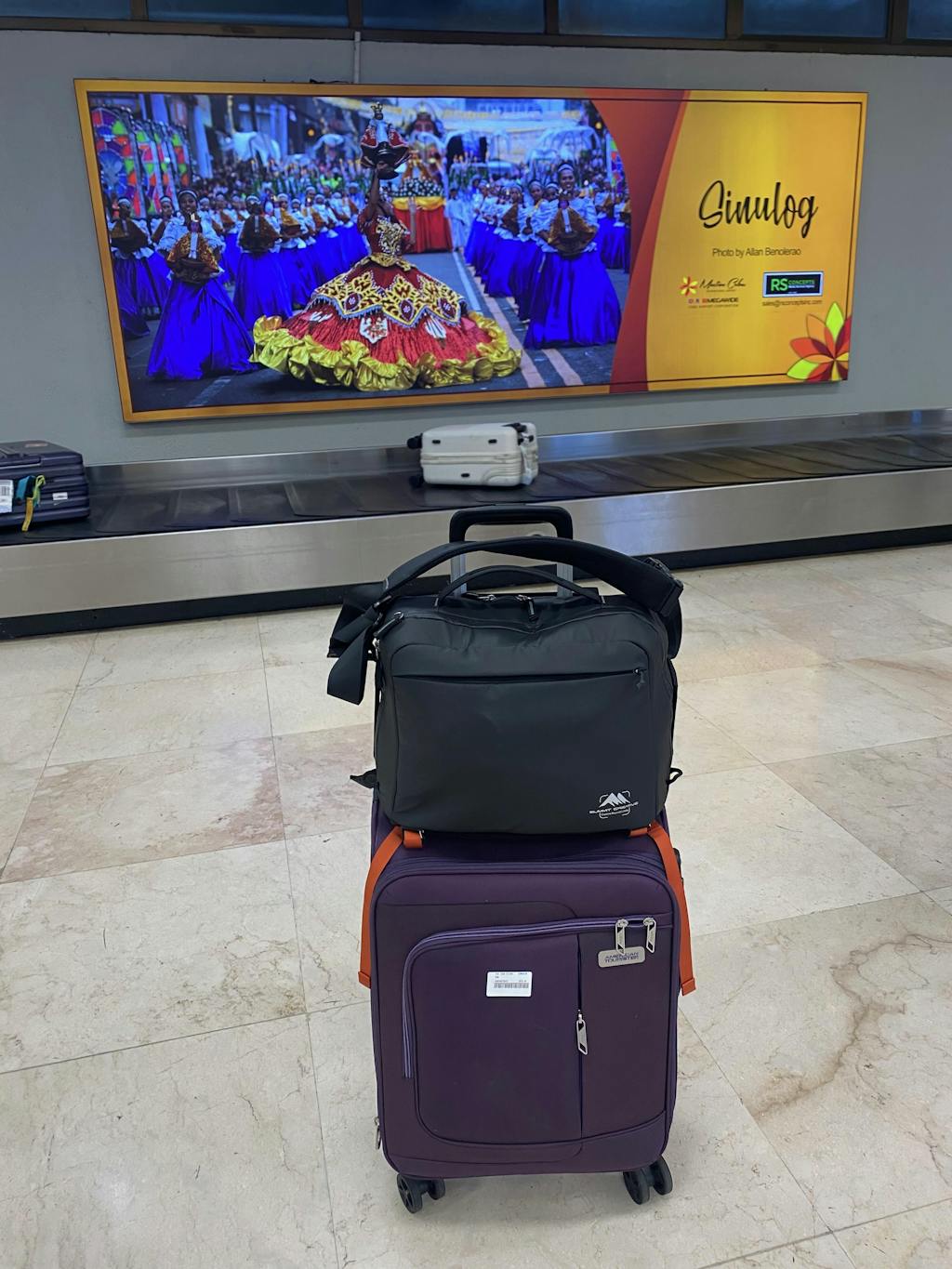 Tenzing Shoulder Bag – Summit Creative PH