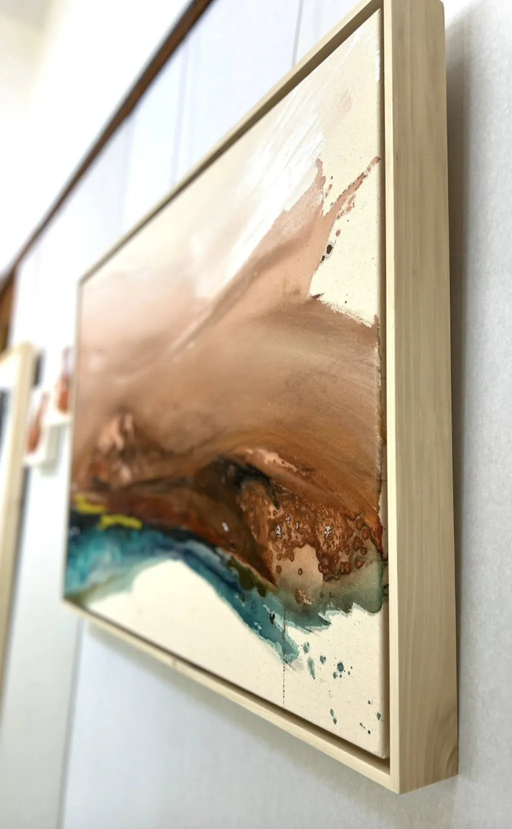 Natural Poplar Wood Floater Frame for 1.5" Deep Canvas | Canvas Floater ...