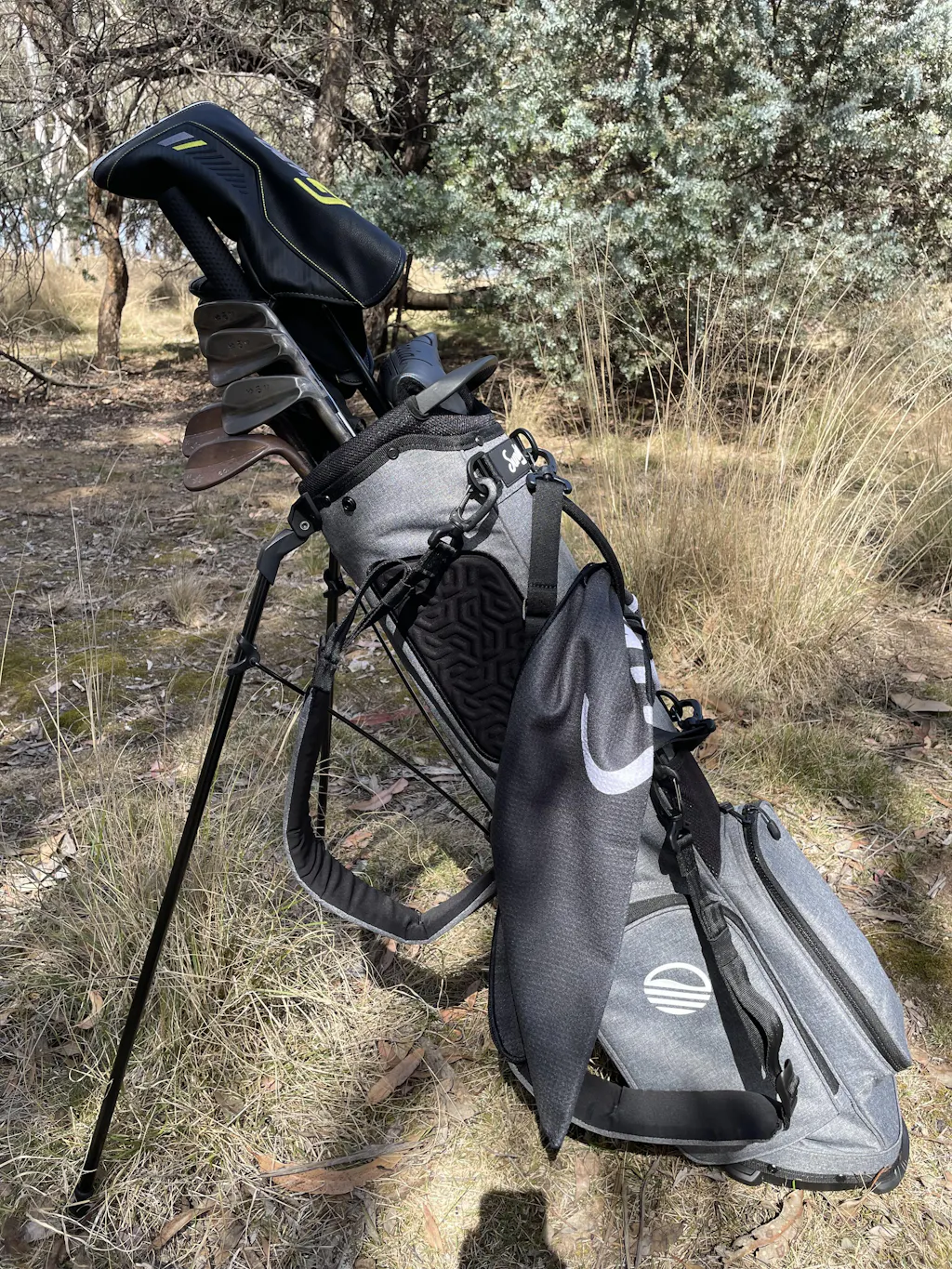 Best Lightweight Golf Bag - Golf Accessories | Sunday Golf